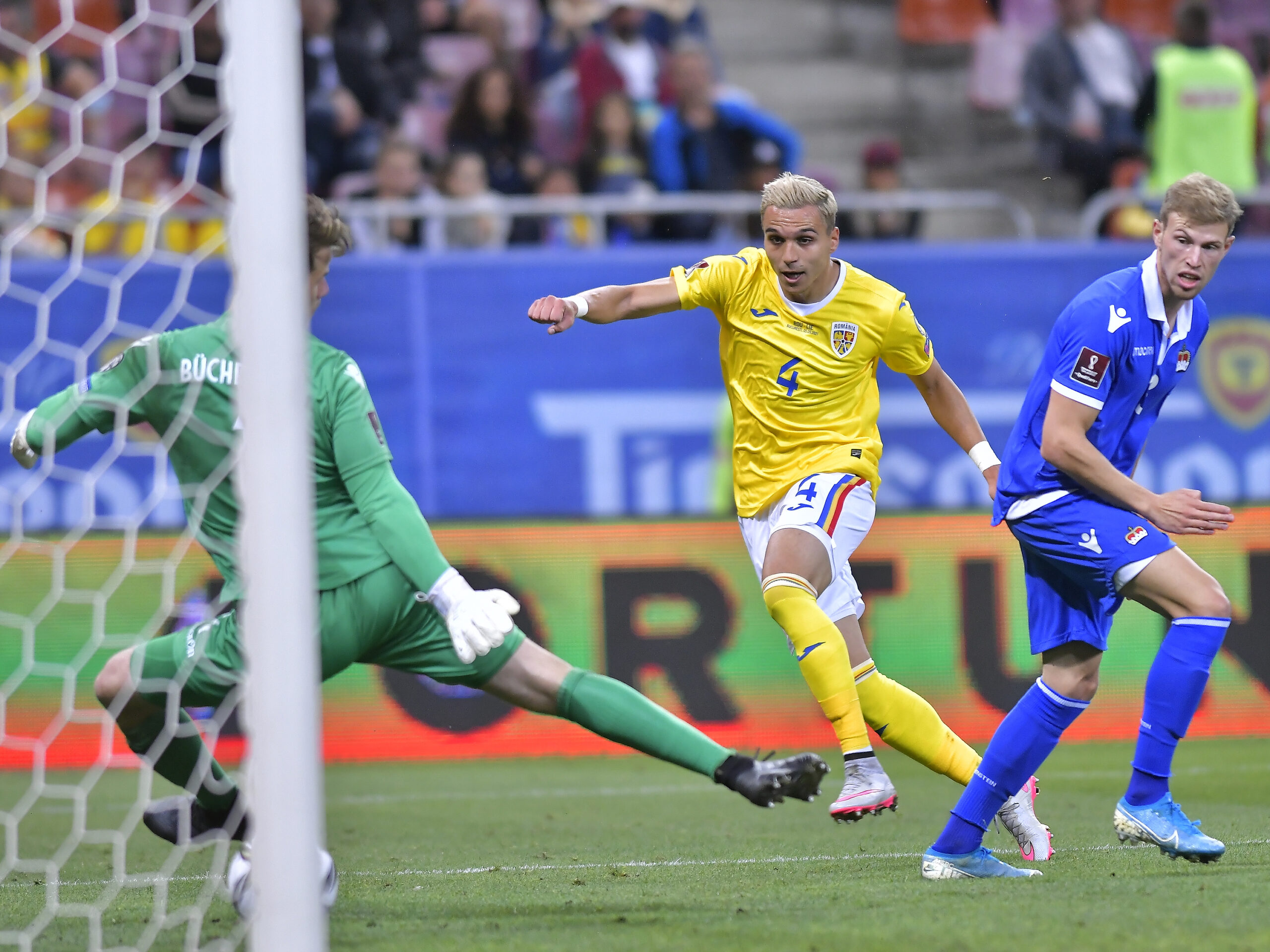 De ce a ales Cristian Manea să joace la Rapid și n-a mai ajuns la ...