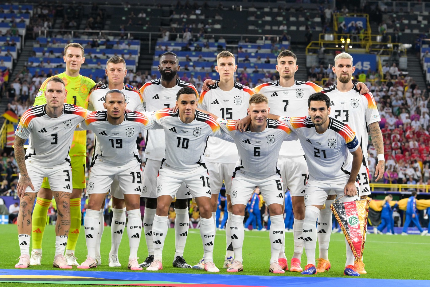 E ajutată țara gazdă de UEFA? Danemarca a avut gol anulat cu Germania ...