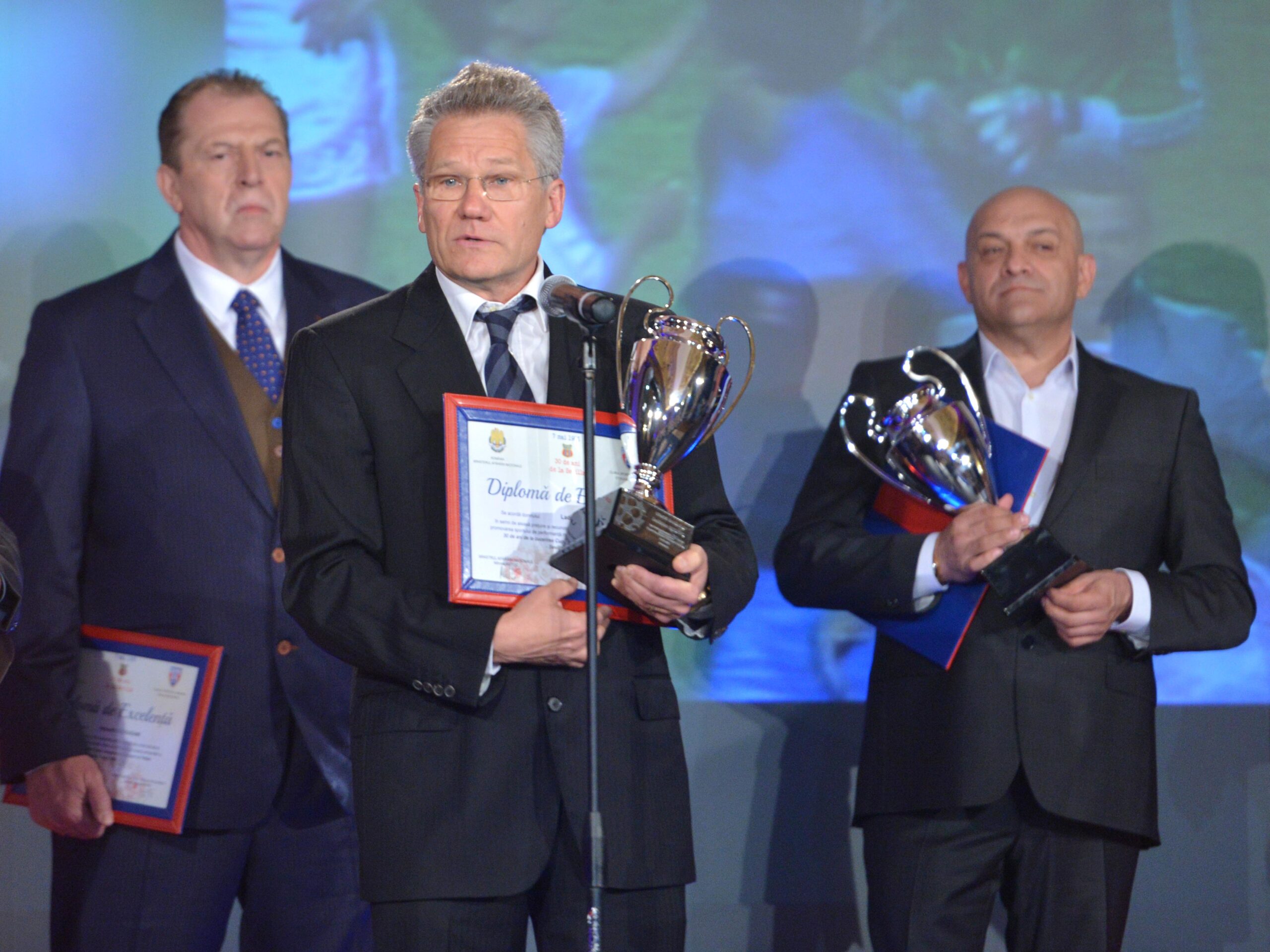 Sepsi l-a ofertat pe Laszlo Boloni. Ce se întâmplă cu Dorinel Munteanu