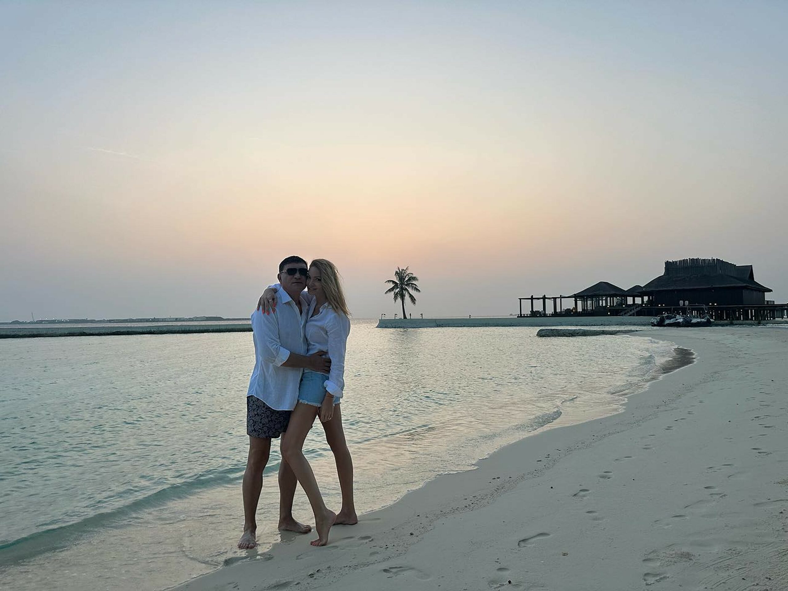 Cristi Borcea face o avere cu hotelul de 4 stele de la mare! Cât costă ...