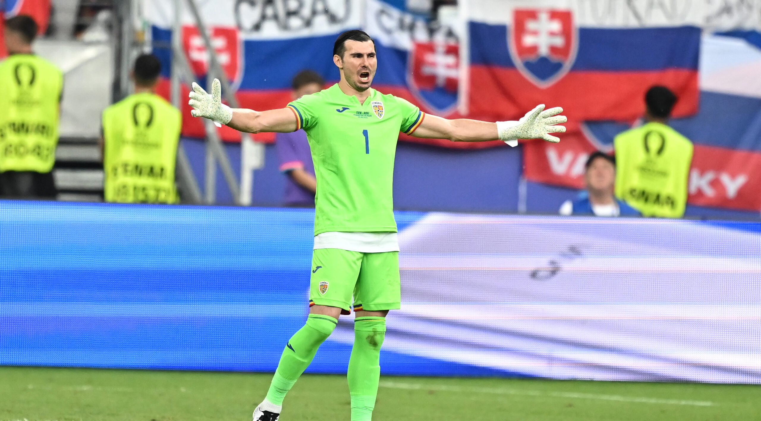 E iureș mare în Turcia din cauza lui Florin Niță! Portarul României la ...