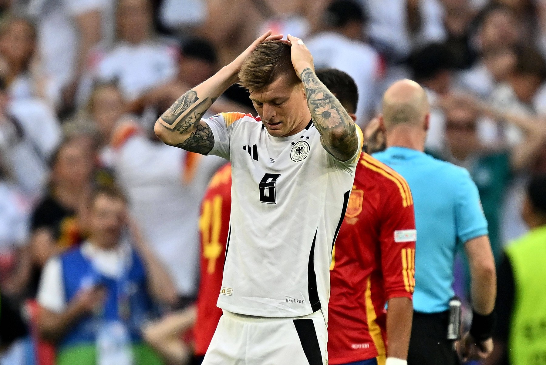 Gestul fabulos al lui Toni Kroos pentru Pedri, după ce germanul l-a ...