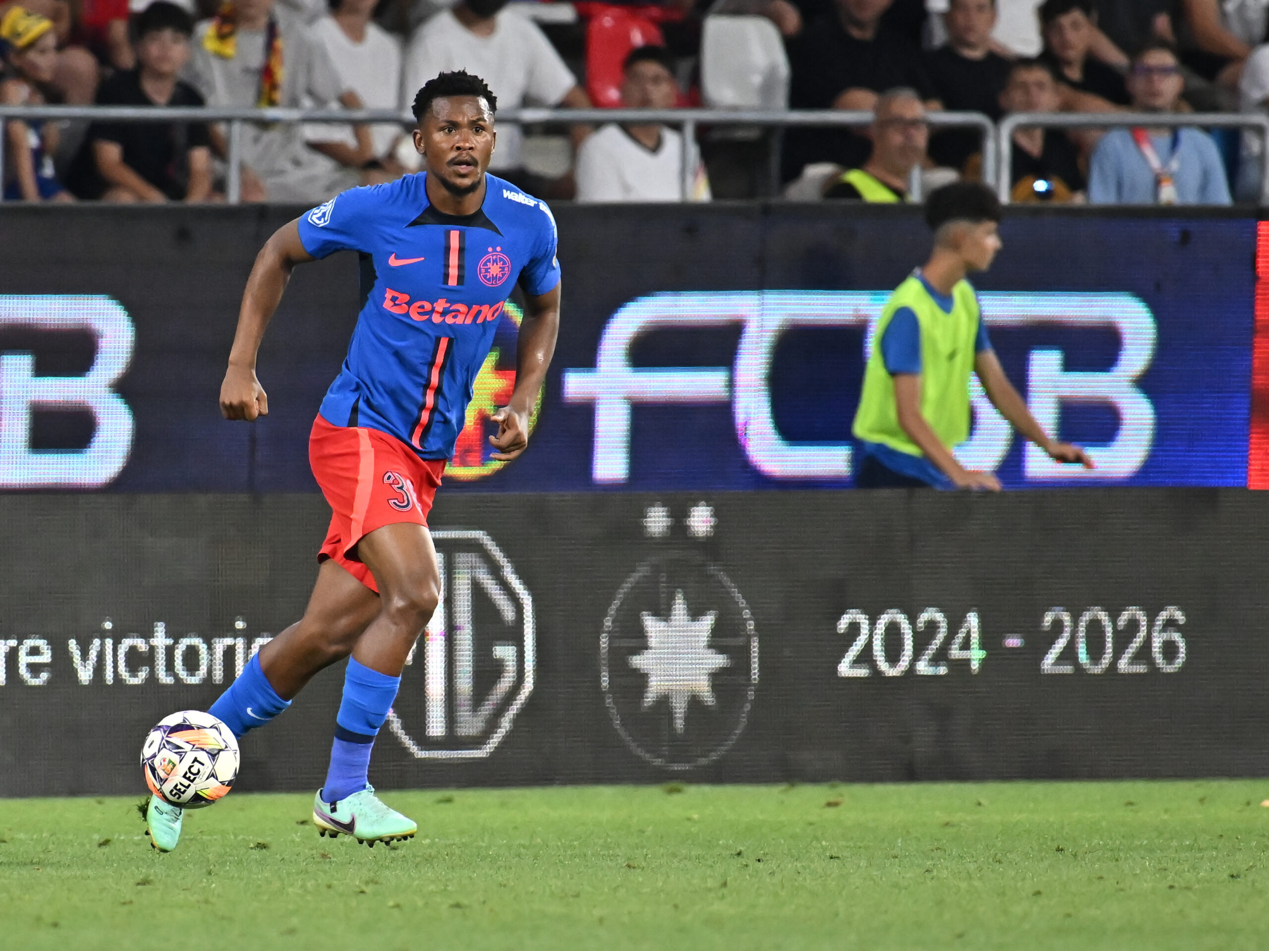 Siyabonga Ngezana a ajuns model pentru fotbaliștii sud-africani ...