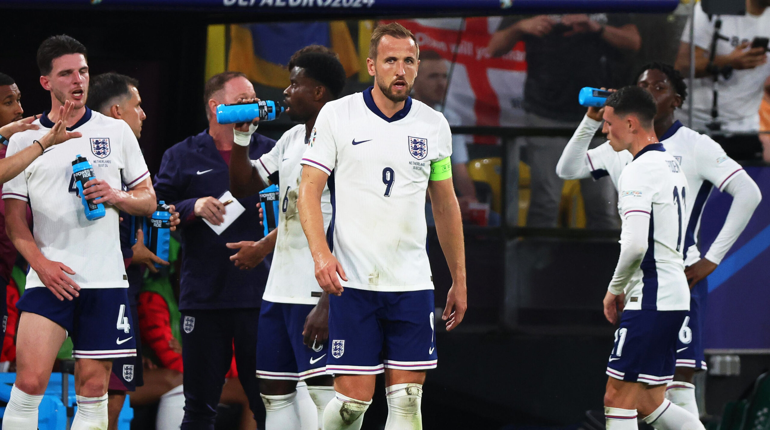 Supercomputerul a prezis cine va câștiga finala Anglia - Spania de la ...