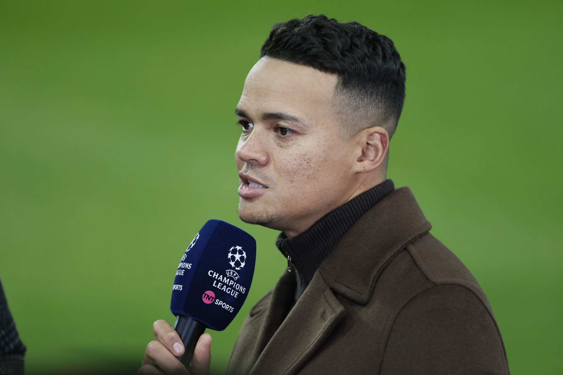 Cunoscutul prezentator TV a fost dat afară de la postul de televiziune ...