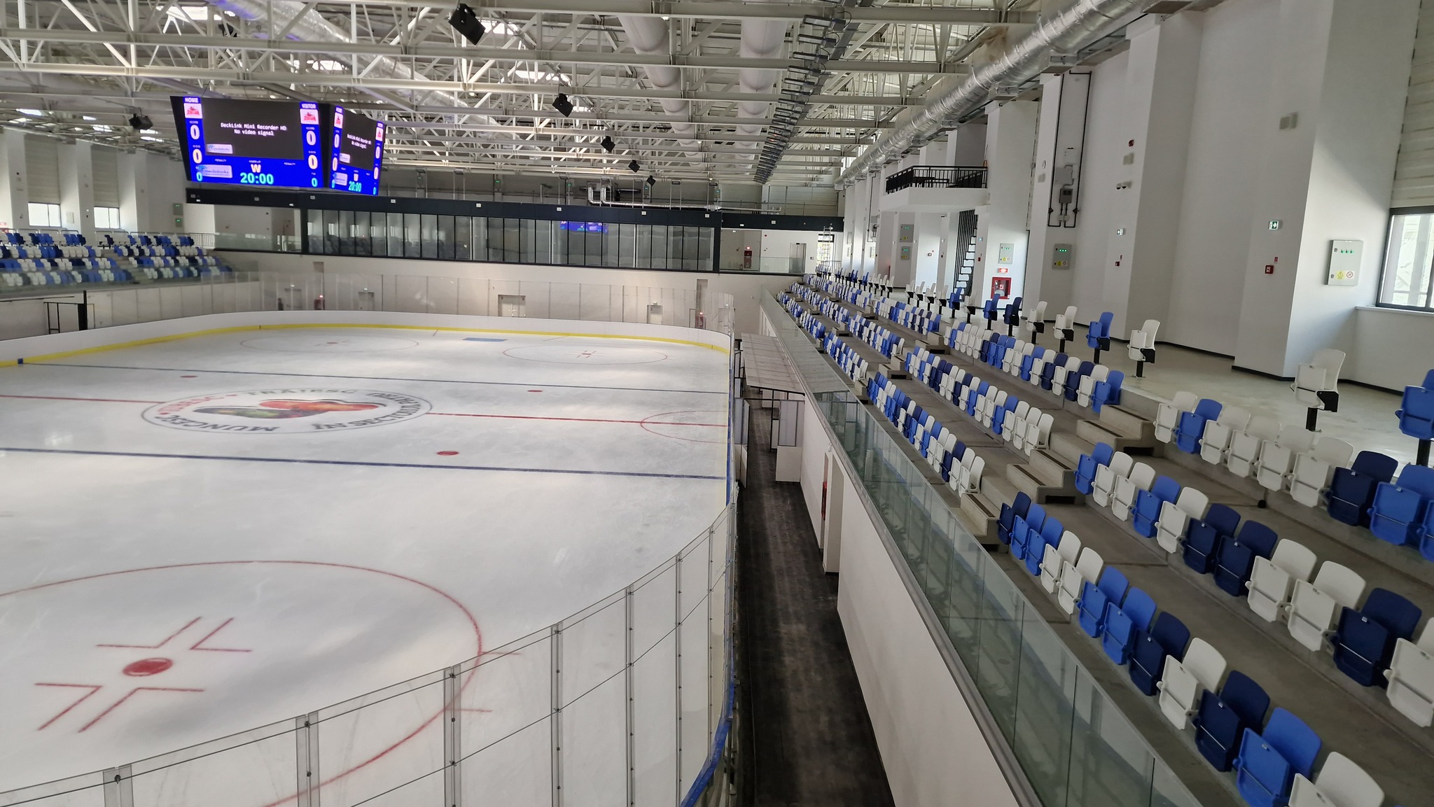 E gata arena SF din București. S-au băgat 10.000.000 de euro pentru ...