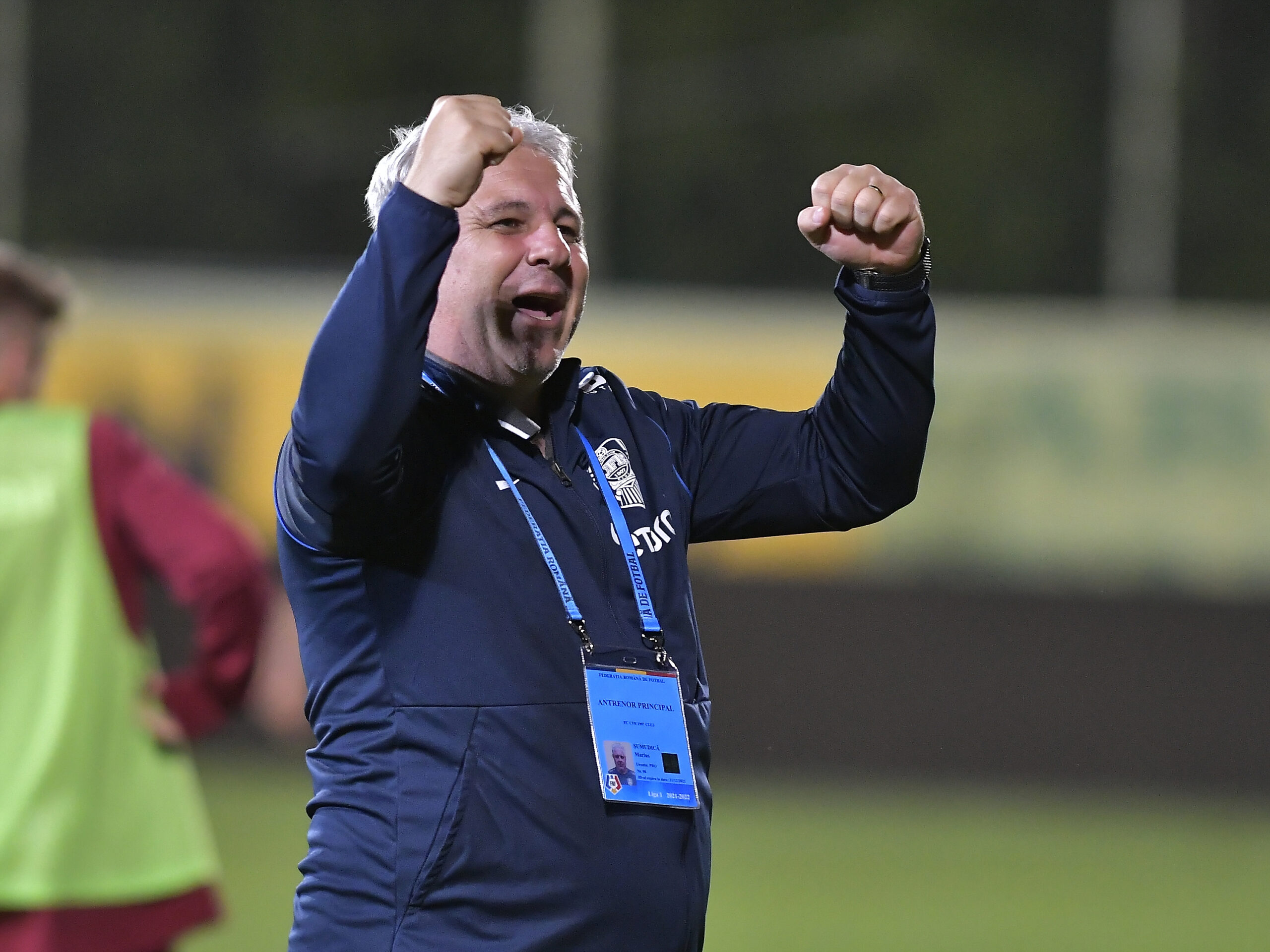 Marius Şumudică a început iureşul la Rapid Bucureşti! Prima decizie: l ...