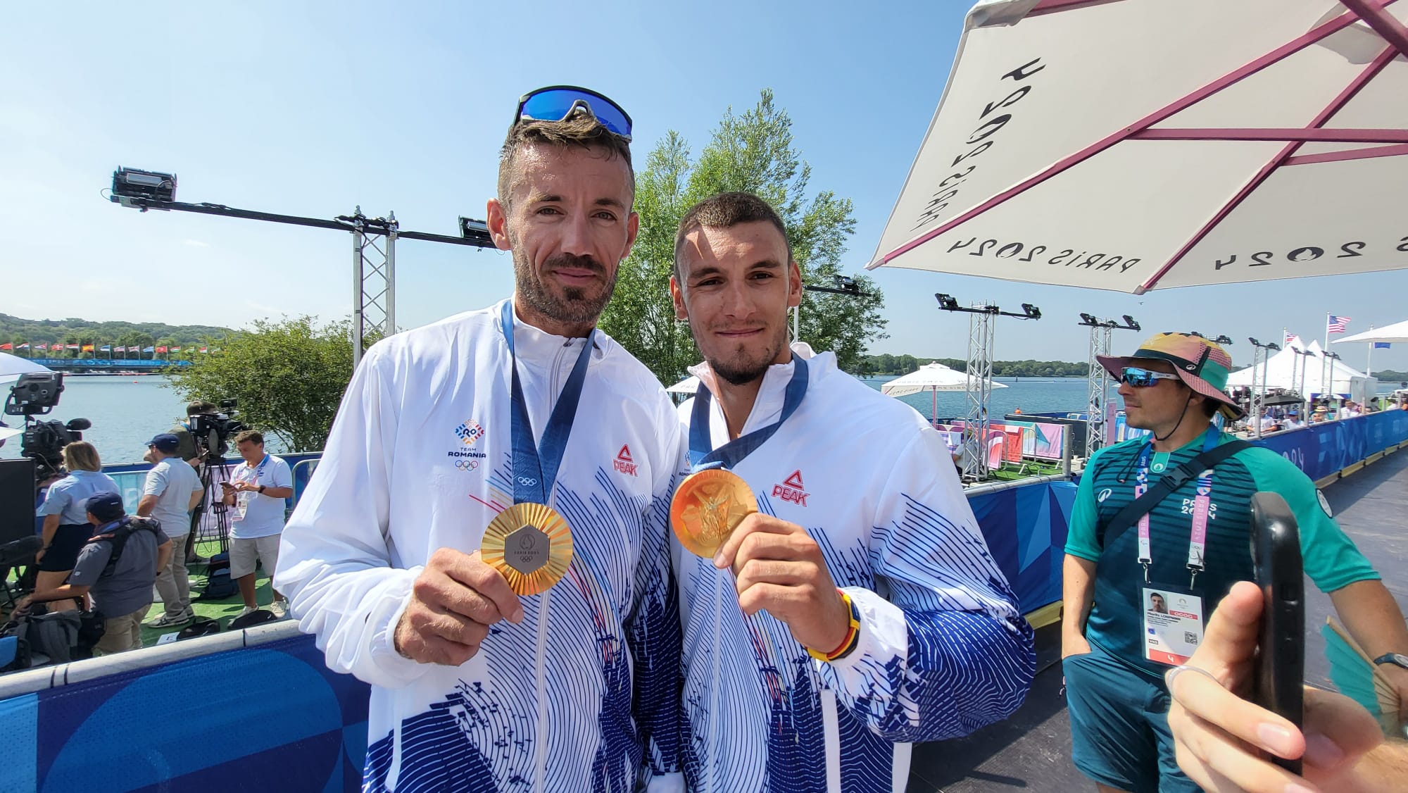 Reacțiile minunate ale campionilor olimpici Andrei Cornea și Marian ...