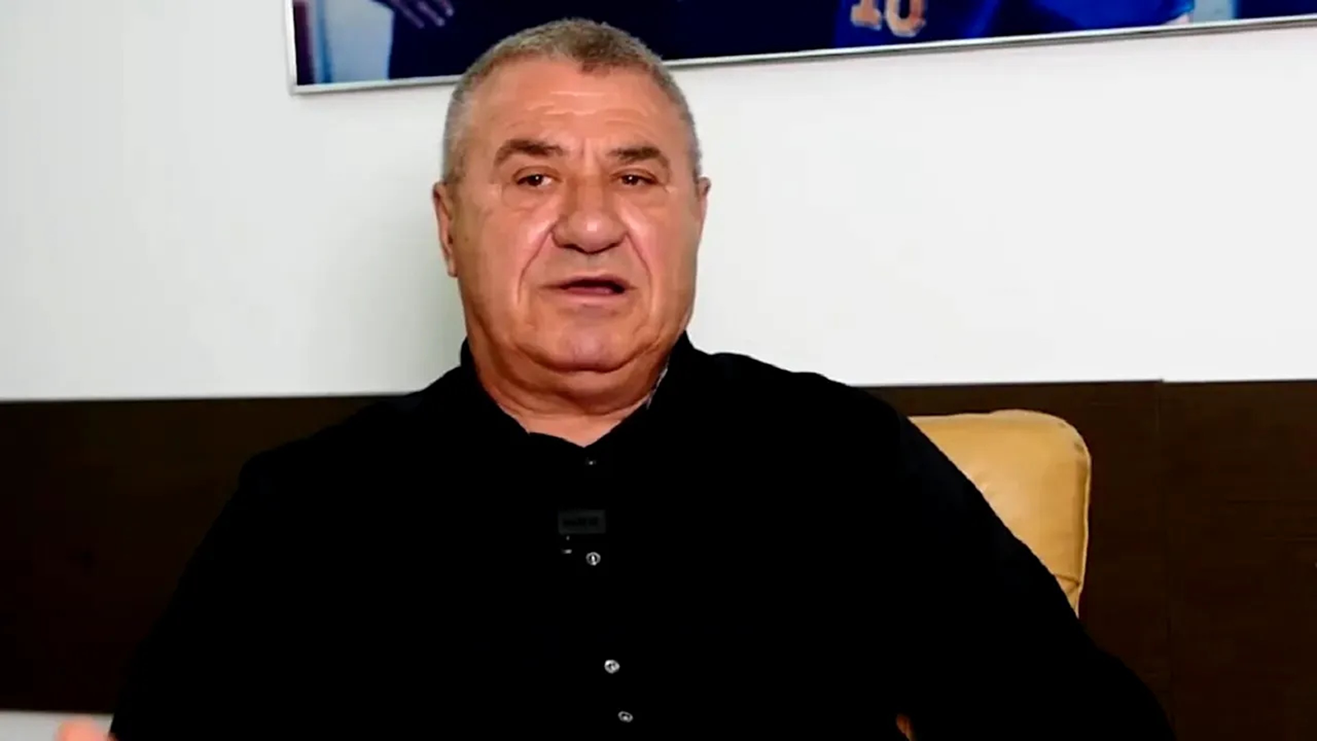 Victor Becali a intervenit în scandalul Mircea Lucescu - Dorinel Munteanu. De partea cui s-a ...