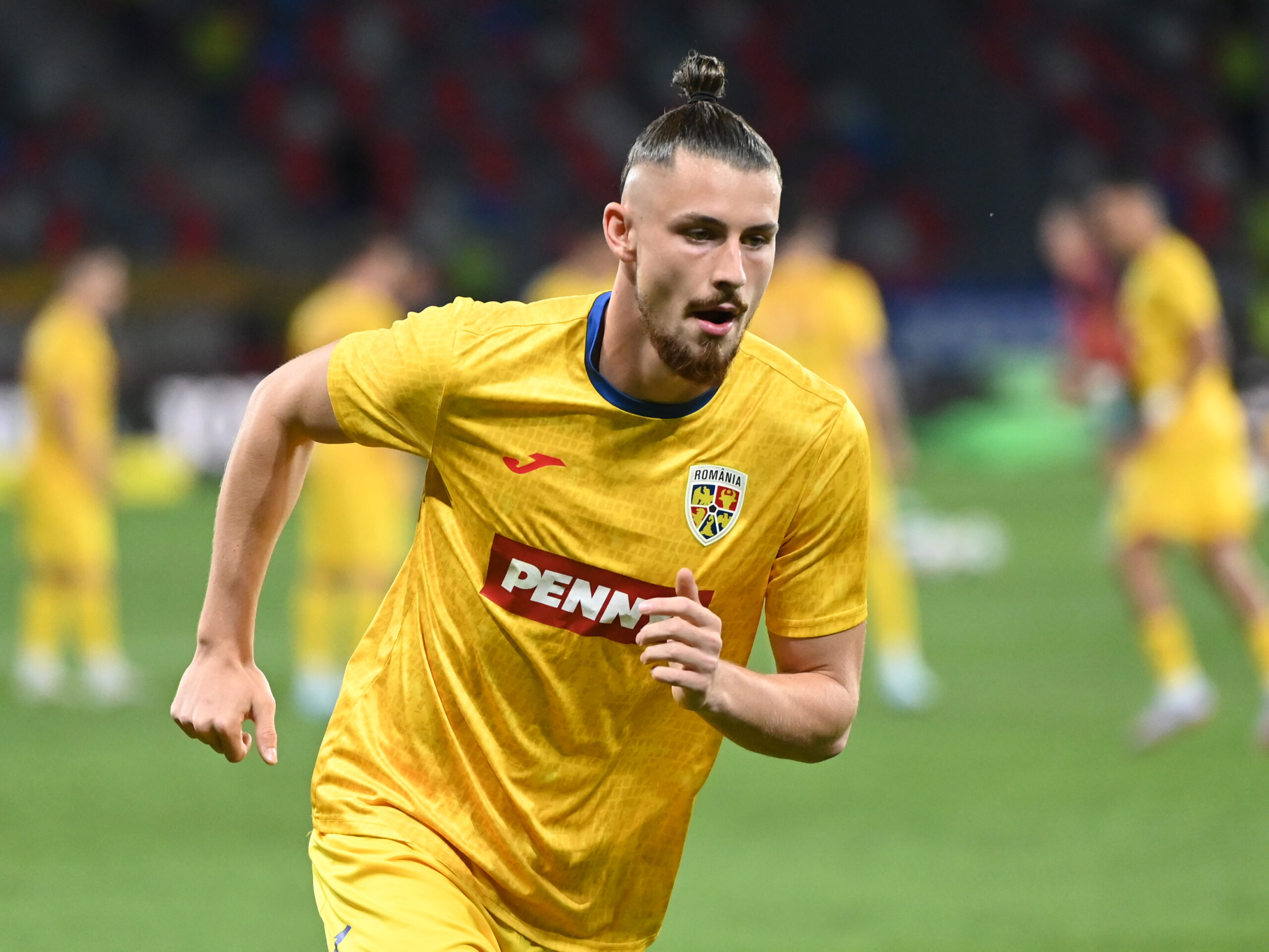 Ce a scris Tottenham pe site-ul oficial despre Radu Drăgușin, după ...