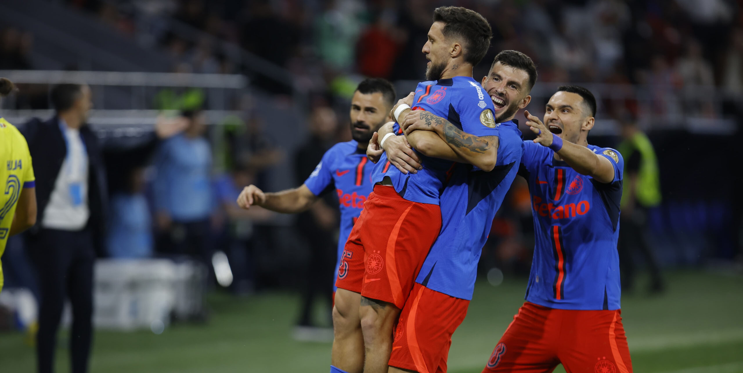 FCSB - Petrolul Ploiești 1-1, în etapa 10 din Superliga! Campioana a fost egalată în minutul 90 ...