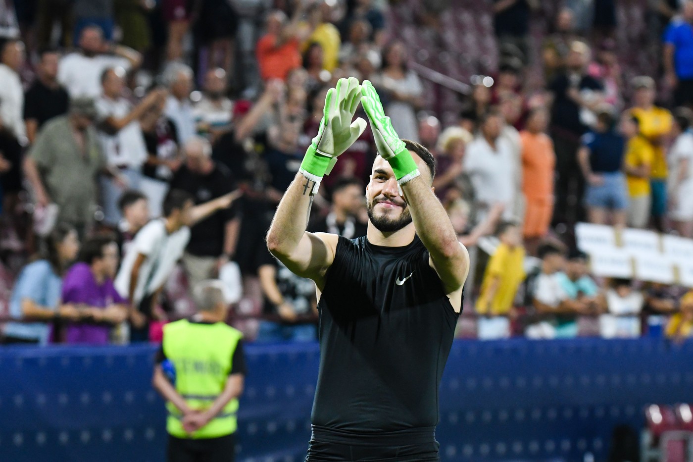 Răzvan Sava, debutul perfect în Italia. Portarul naționalei de tineret ...