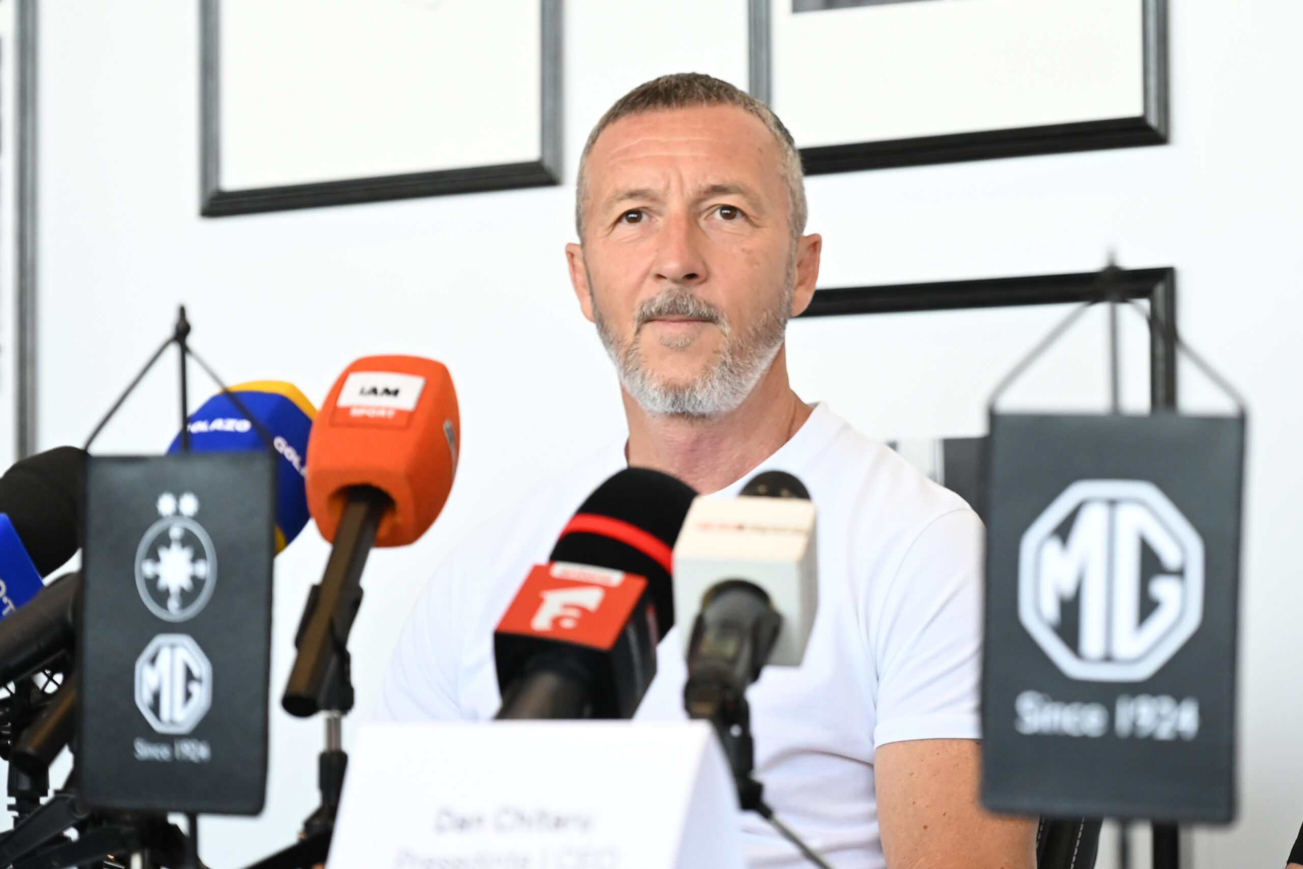 „Creierul” din teren al lui Dorinel Munteanu, pe care Gigi Becali a ...