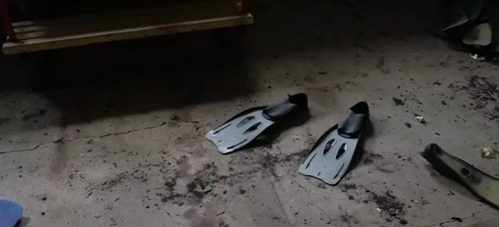 Imagini deplorabile din bazinul unde David Popovici și restul ...