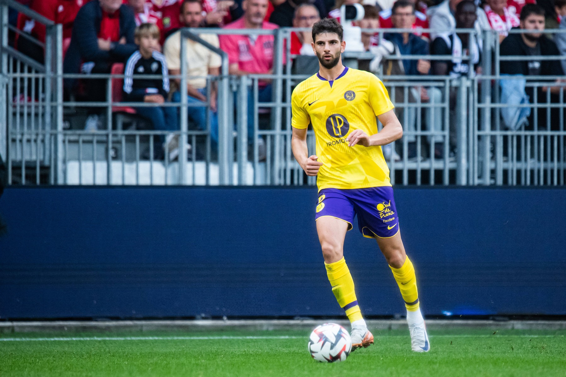 Veste de ultimă oră! Fundașul român vânat de naționala Turciei a ales ...