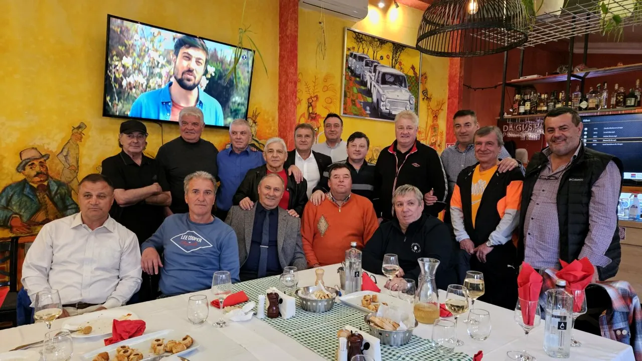 Doi fotbaliști de top din Craiova Maxima și-au dat acordul pentru a fi ...