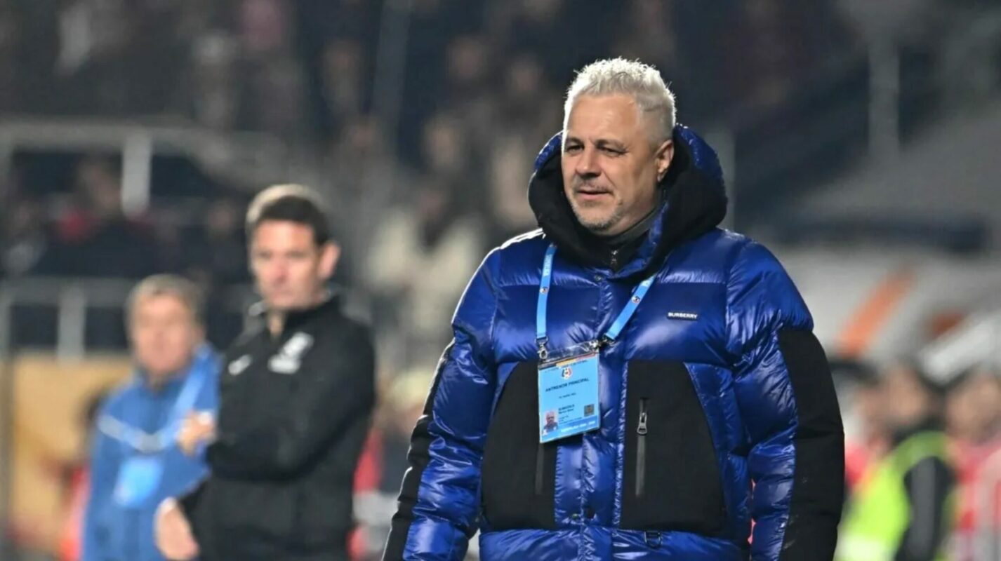 Își schimbă Marius Șumudică geaca? „Antrenorii care se respectă, nu ...