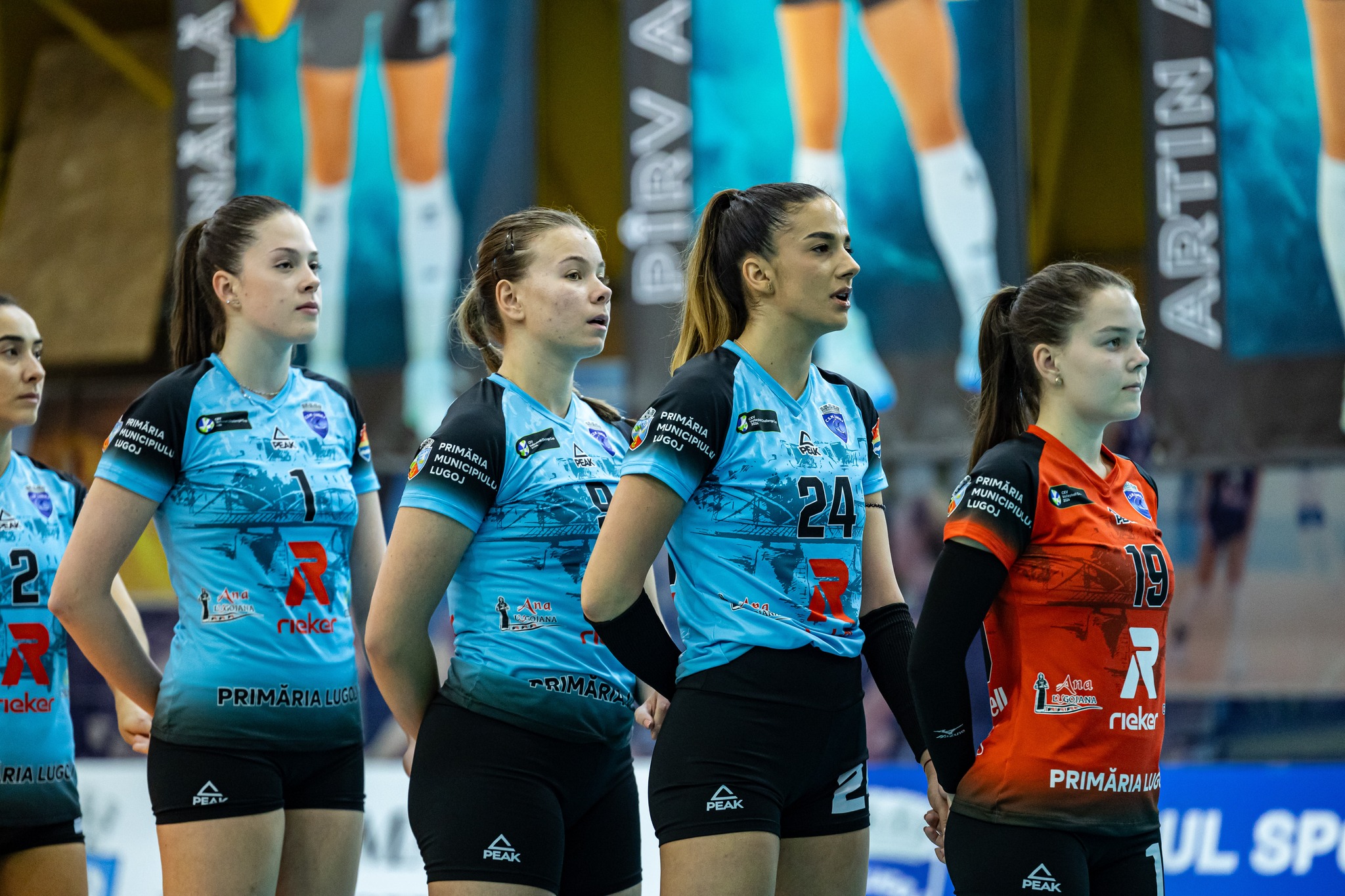 CSM Lugoj s-a calificat în optimile Cupei Challenge la volei feminin, după ce a eliminat echipa ...