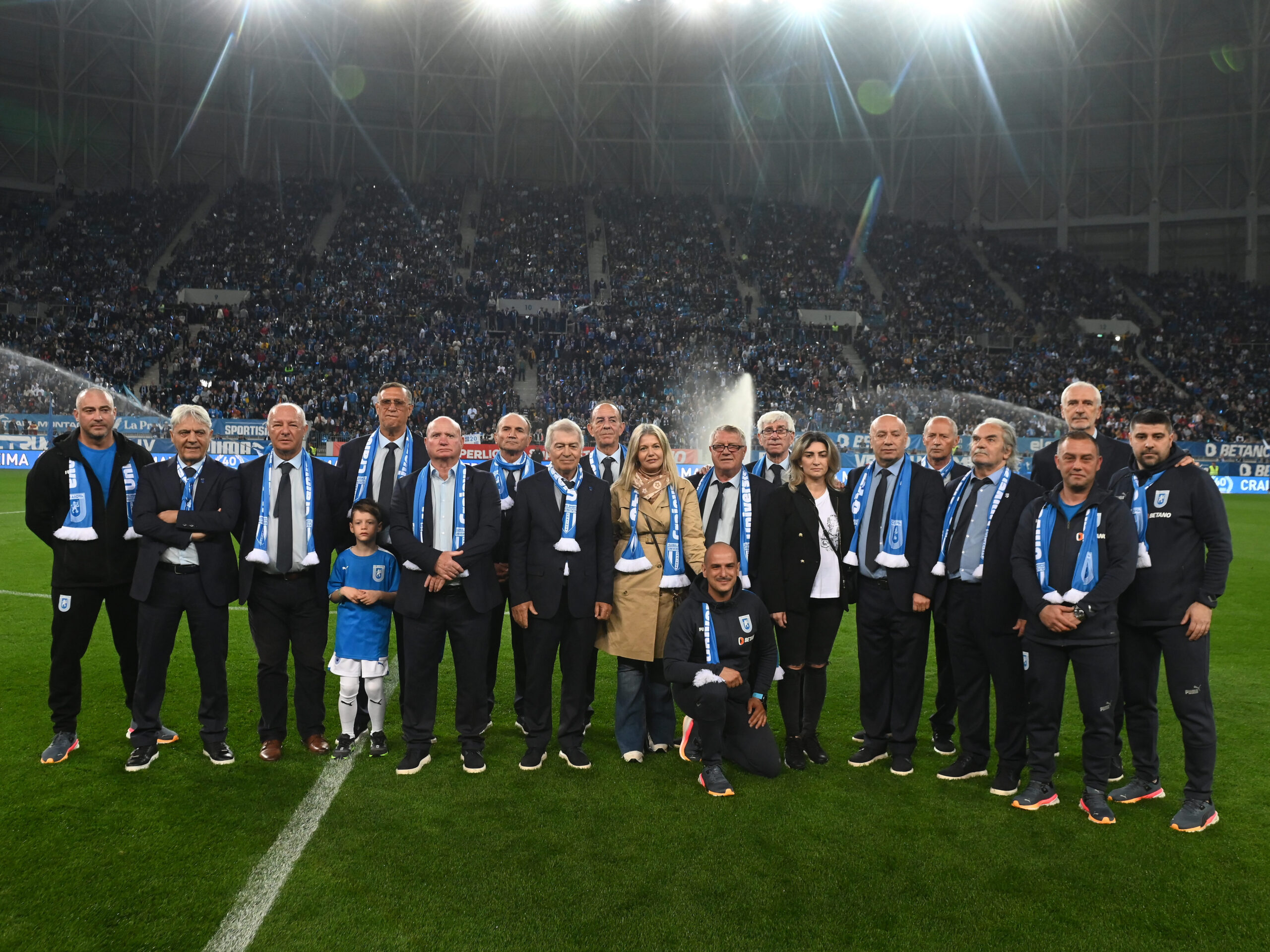 Povești nemuritoare cu jucătorii Craiovei Maxima. Au venit în Serbia ...