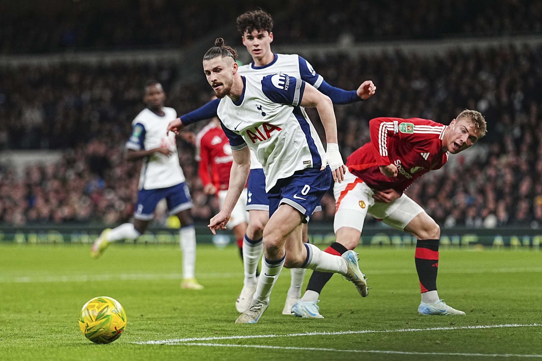 Ce a scris BBC despre meciul nebun dintre Tottenham și Manchester ...