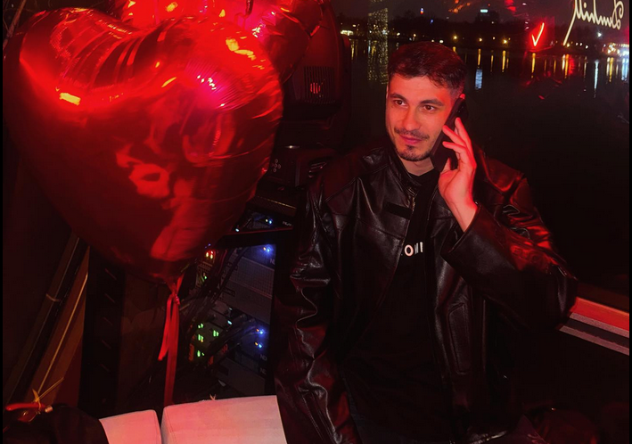 Fiul lui Victor Pițurcă, neastâmparat! Imagini cu Alex Pițurcă, fostul ...