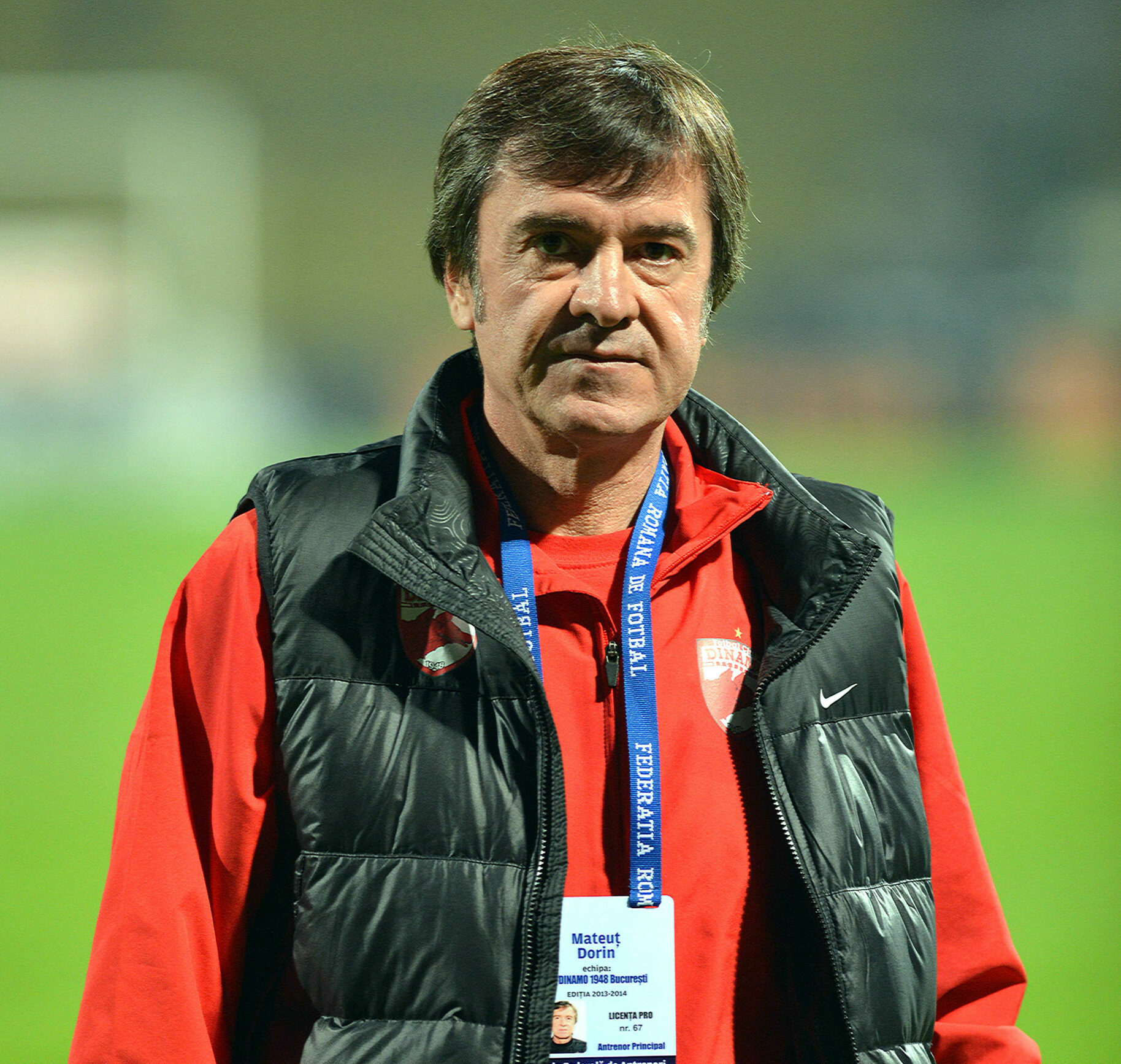 Imagini rare cu Dorin Mateuț şi familia lui, de Crăciun. Idolul fanilor lui Dinamo de la ...