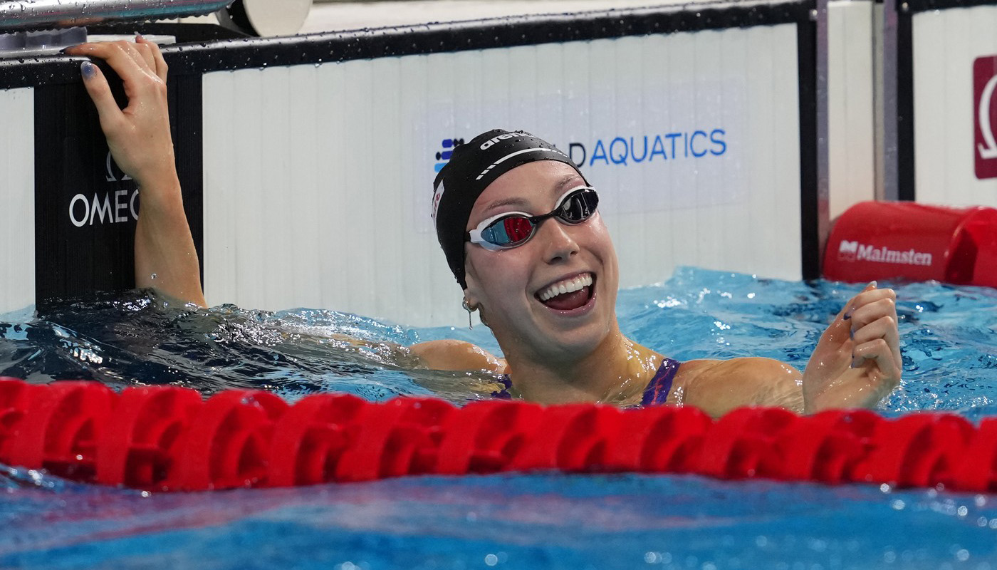 Ungurii au rămas uluiți: o înotătoare a bătut 3 recorduri mondiale într ...
