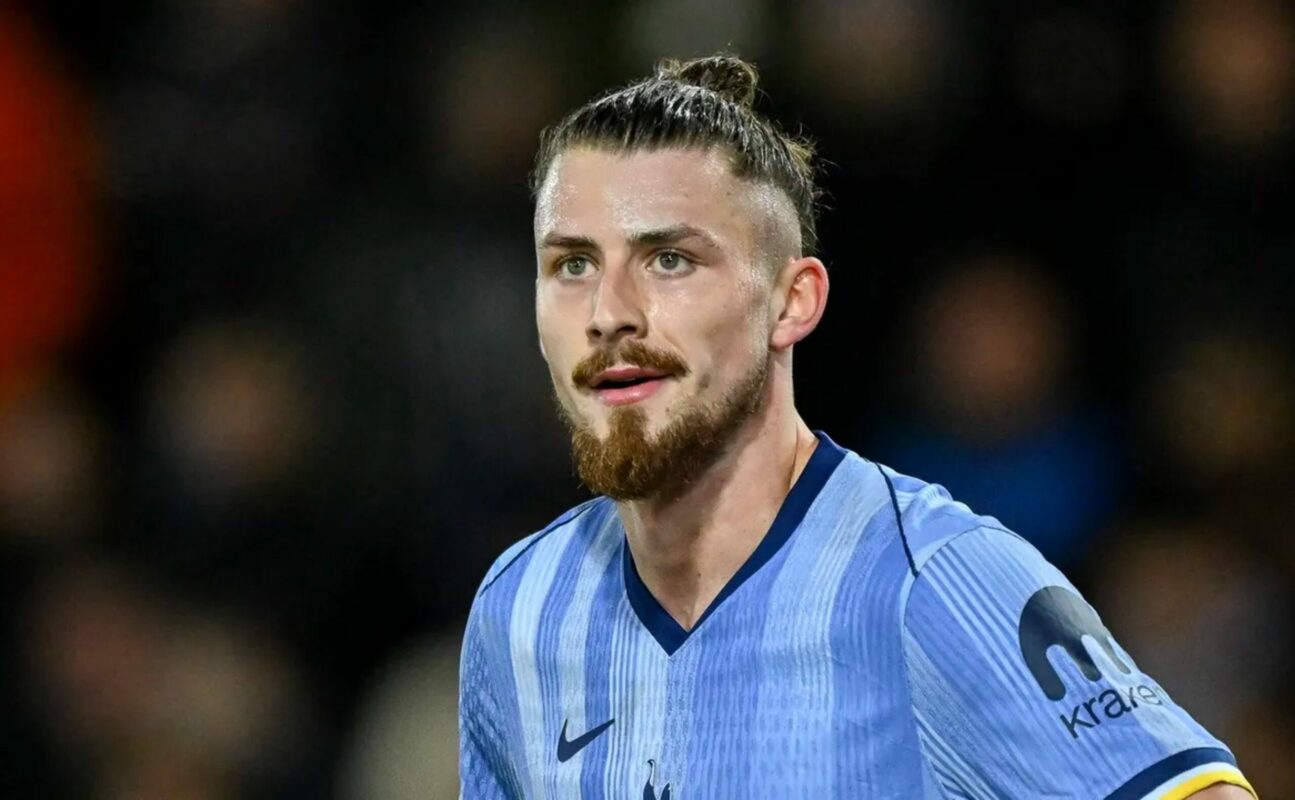 E jale mare la Tottenham și Radu Drăgușin a ajuns unica salvare. Presa ...