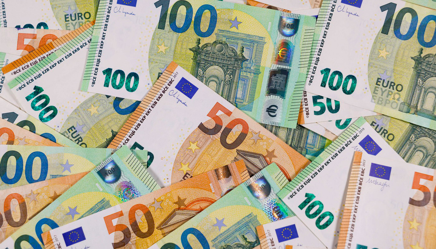 A spus că e falit afaceristul care a plătit 400.000.000 de dolari ...