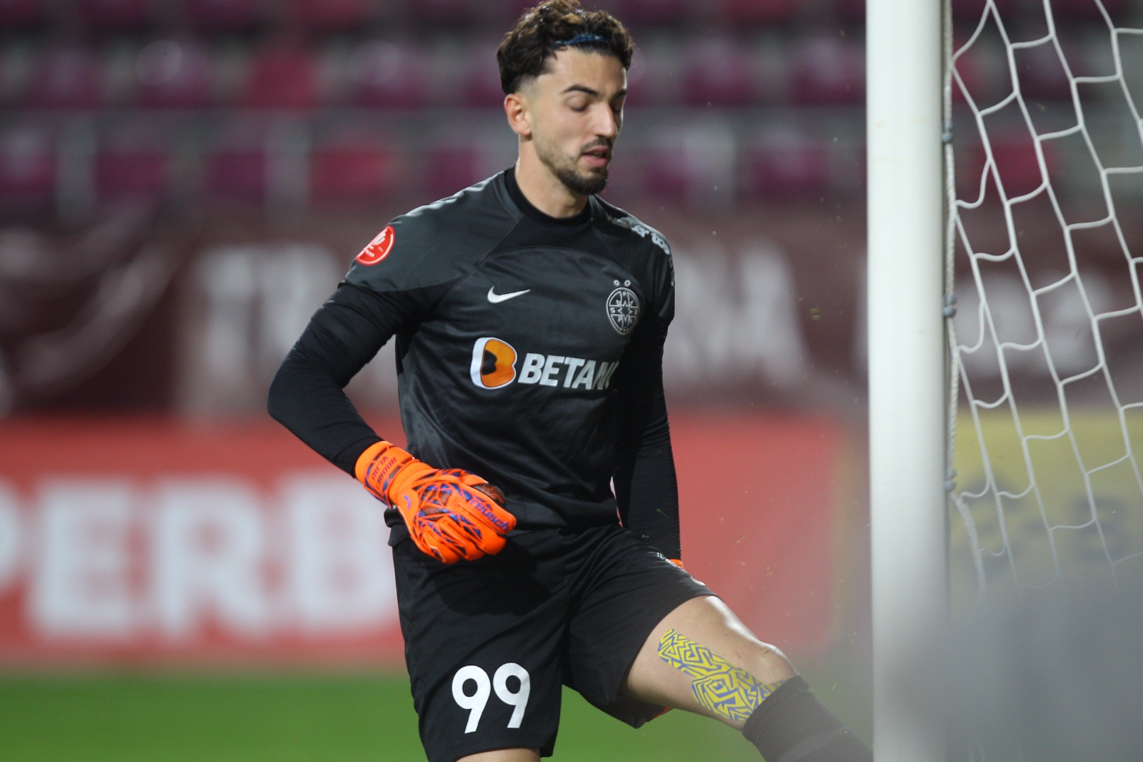 VIDEO: L-a făcut praf pe Andrei Vlad, după ce a plecat de la echipă, din cantonament, pentru a ...