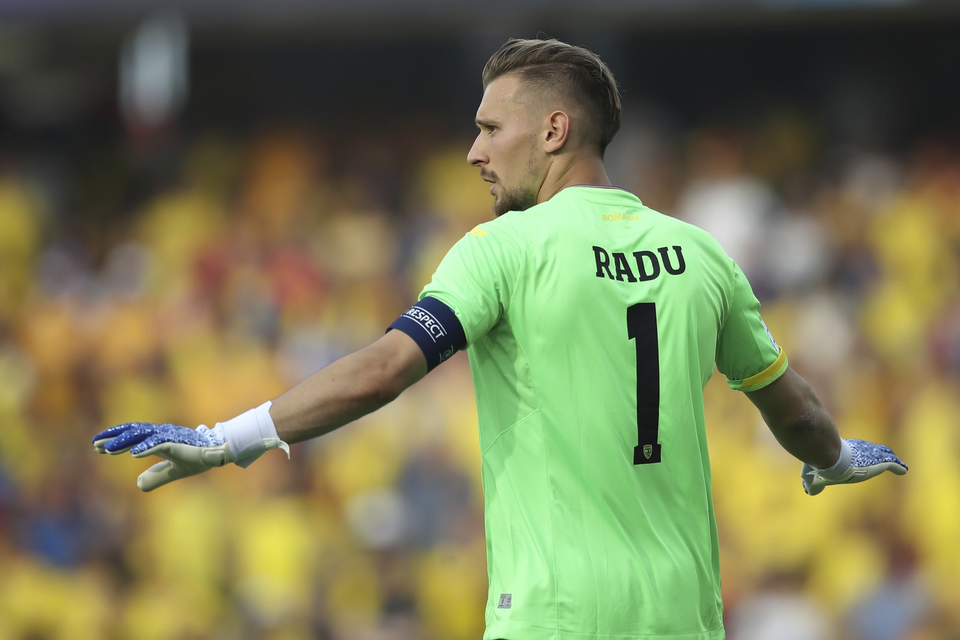 Ionuț Radu a semnat. Unde va juca portarul român