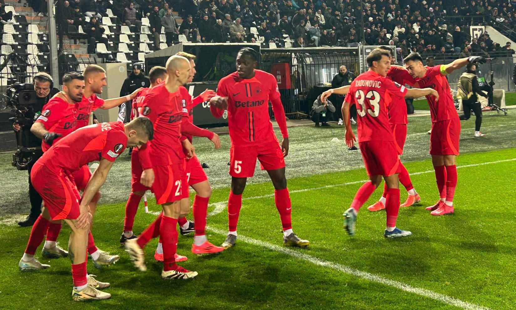 PAOK - FCSB 1-2, în play-off-ul pentru optimile Europa League ...