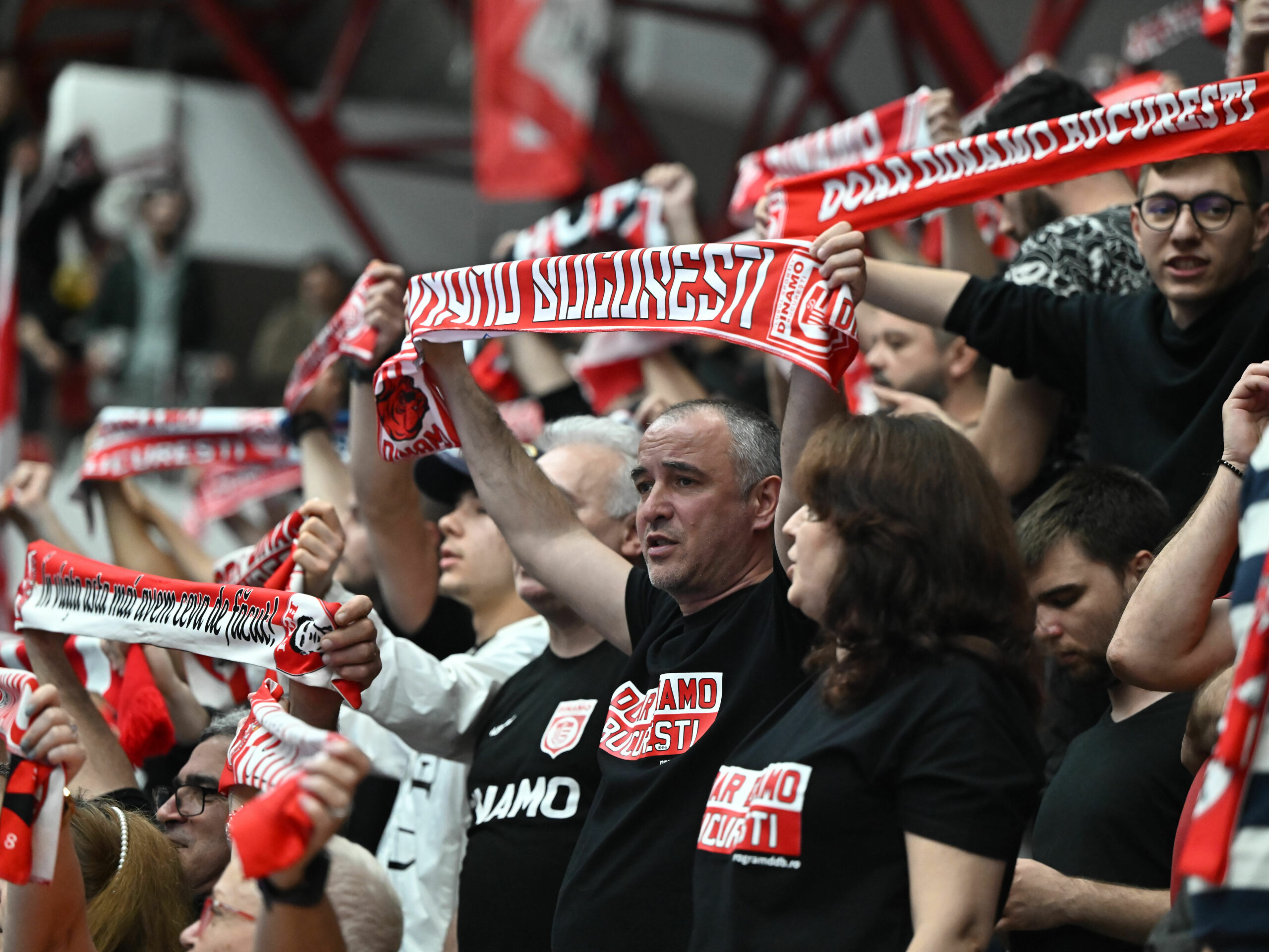 Dinamo, la un pas să joace într-un alt oraș! Șefii sunt în alertă ...