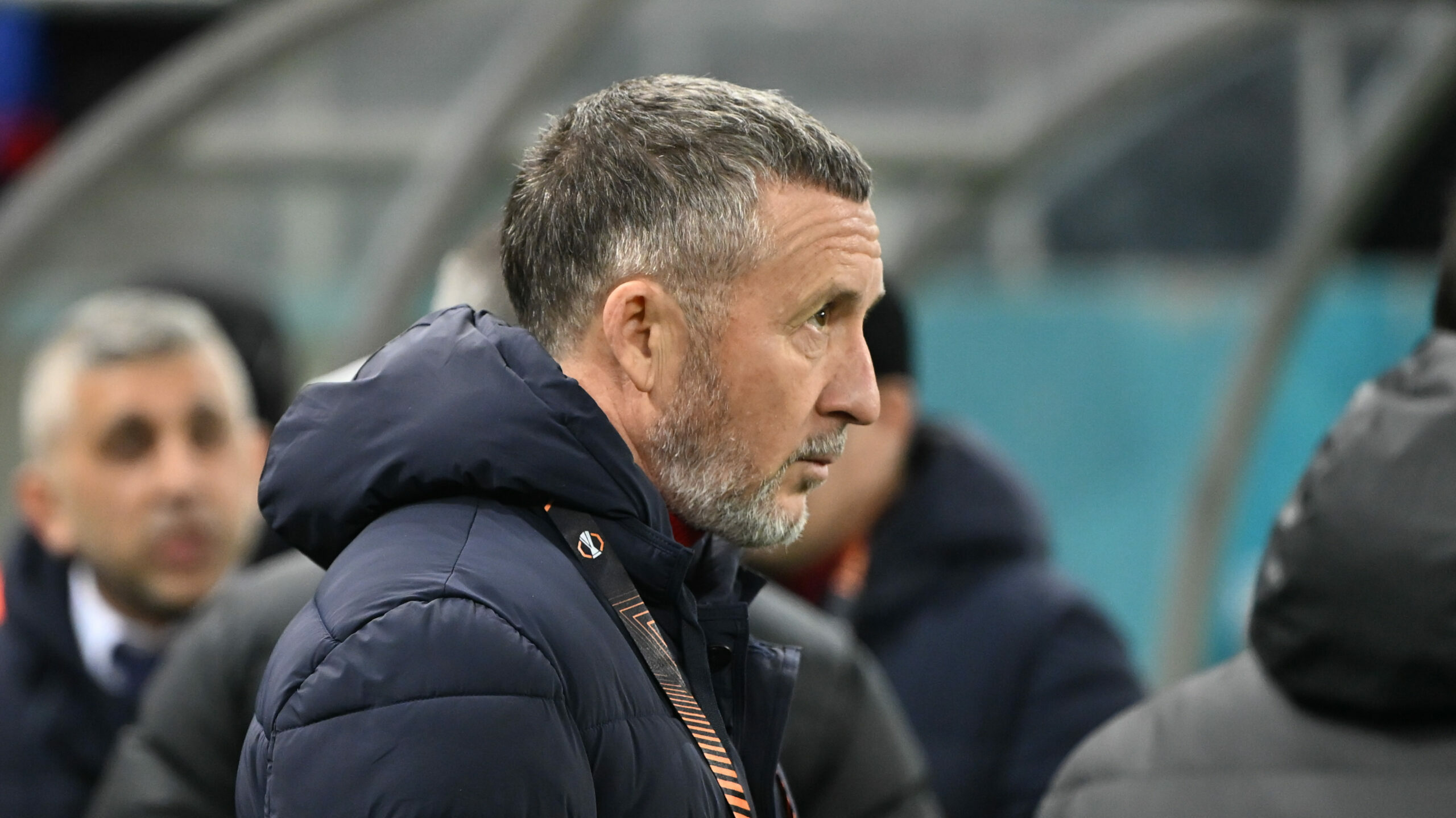 Gestul tulburător al lui Meme Stoica. I-a sărutat mâna lui Luca ...