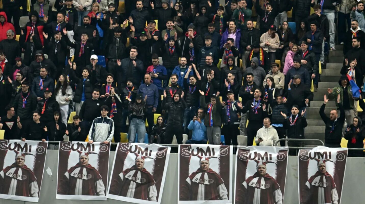 Peluza Nord FCSB face bani de pe urma bannerelor cu Marius Șumudică ...