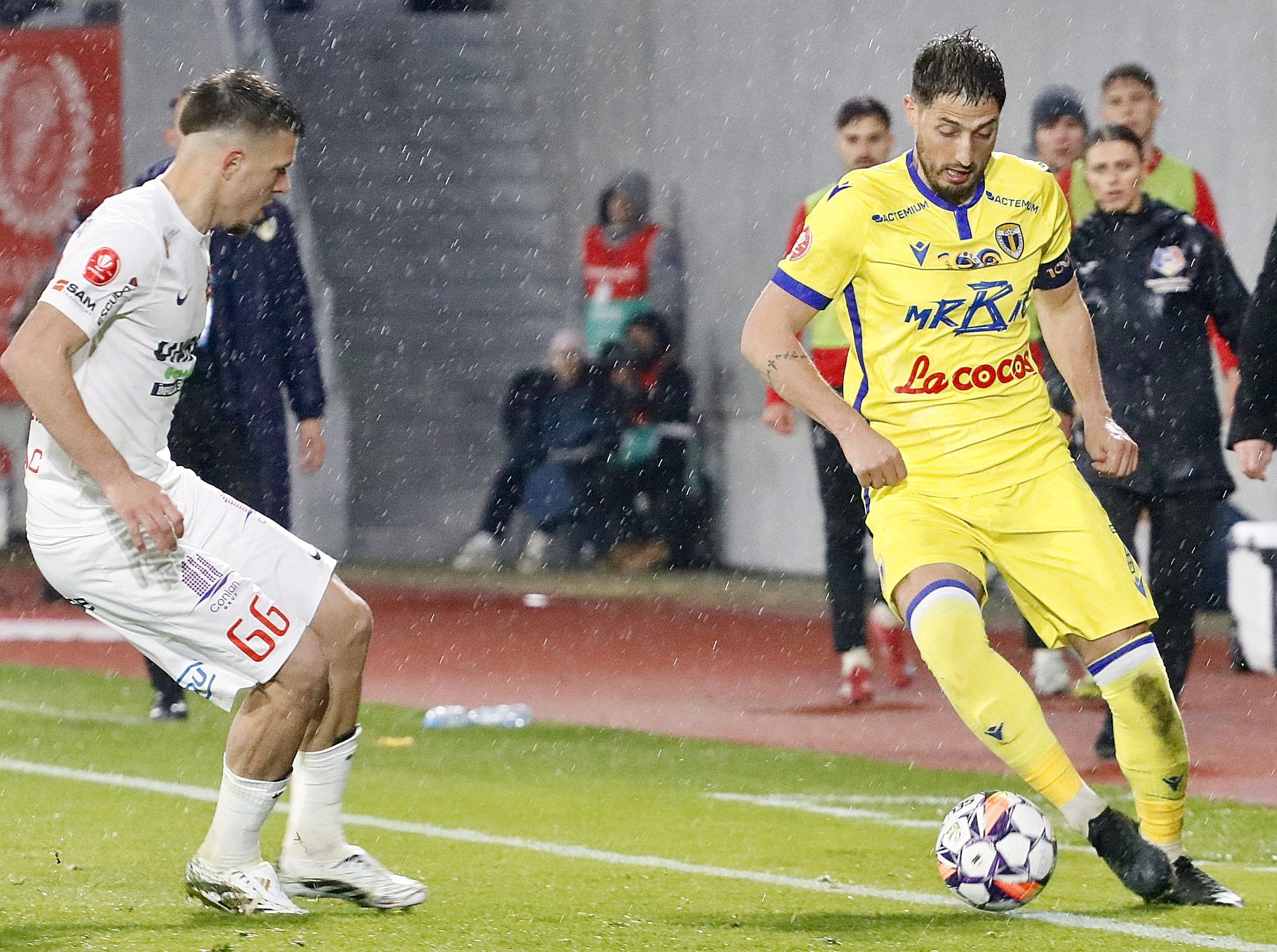 Gicu Grozav, aproape de o performanță individuală remarcabilă. Ce poate ...