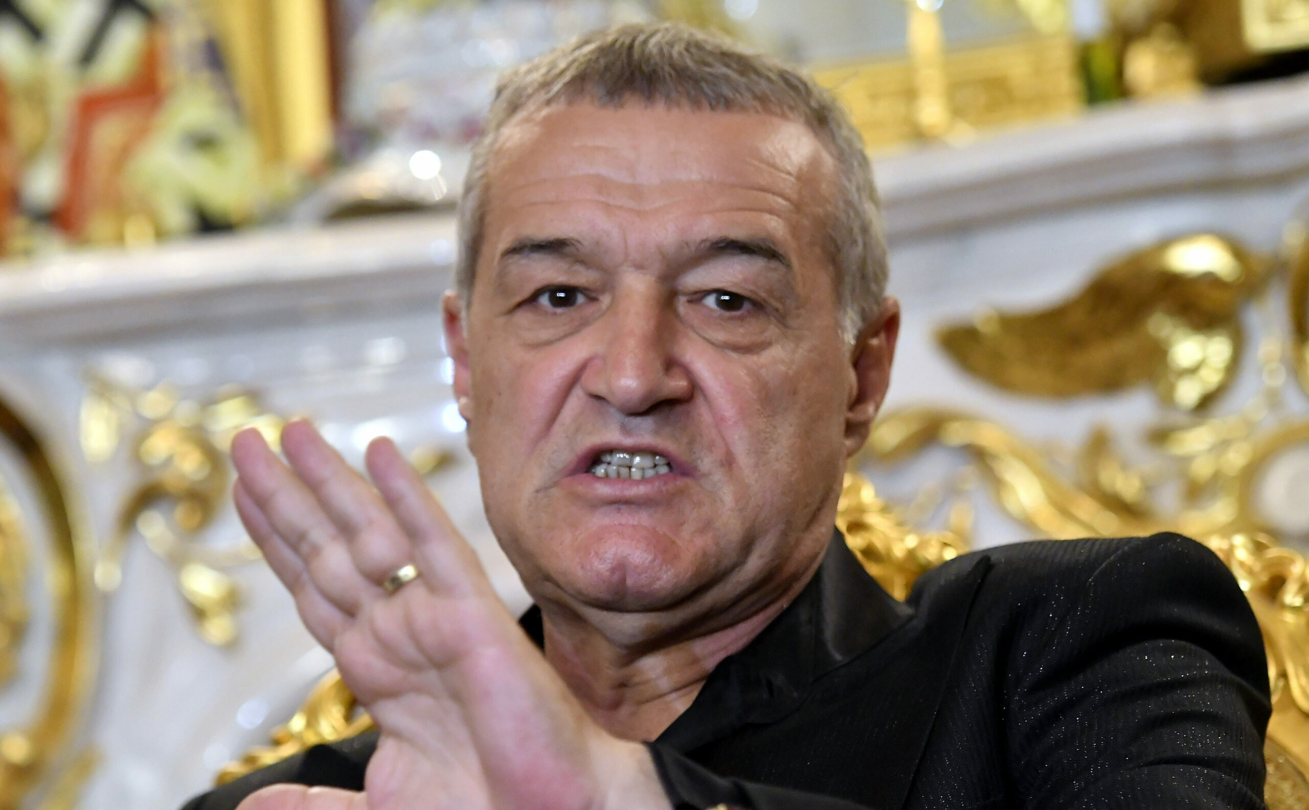 Gigi Becali e calic. I-a promis o mărire de 5.000 de euro, lunar, dar ...