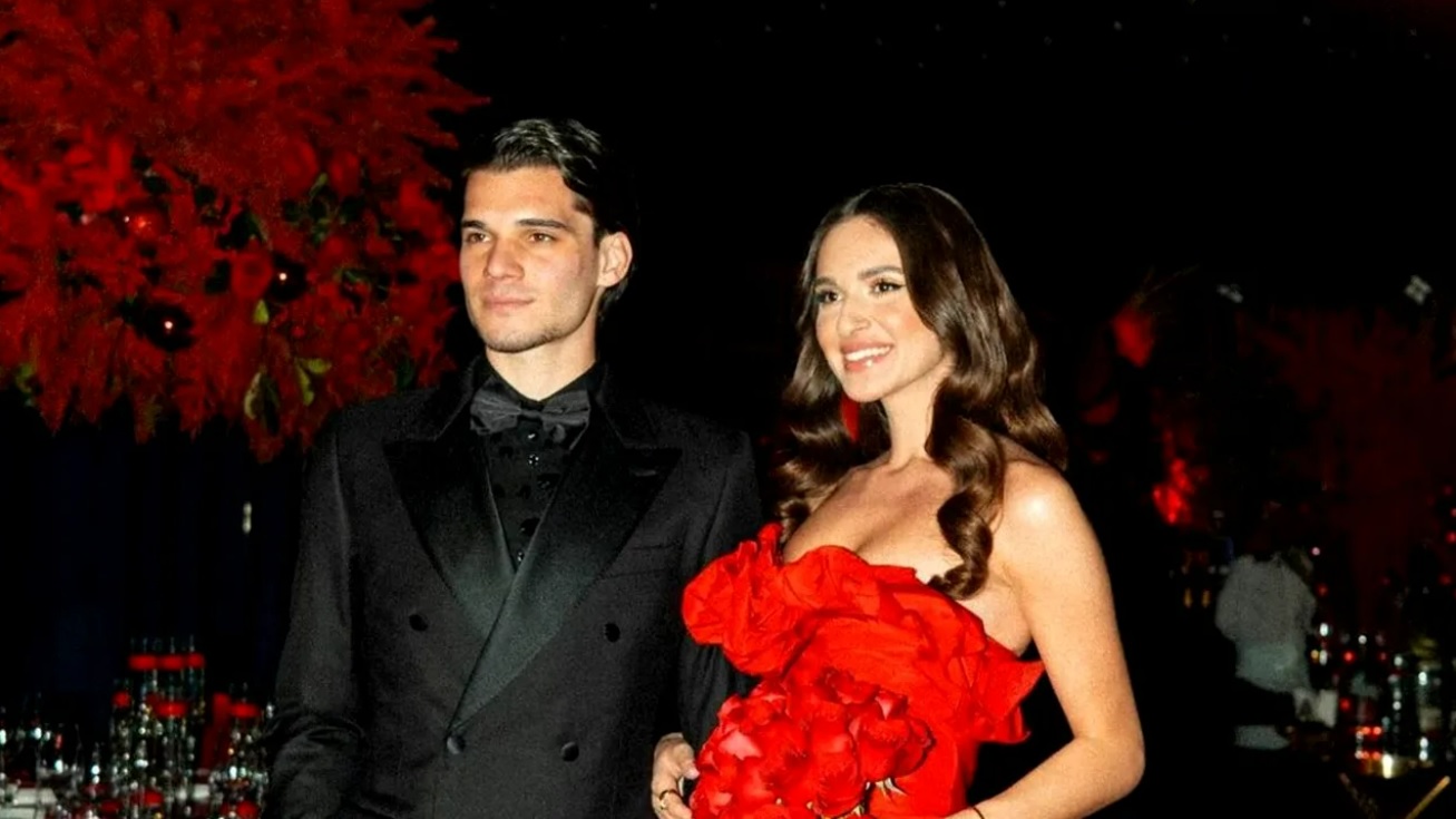 Ianis Hagi şi soția lui vor fi naşi la nunta de la castelul din Spania