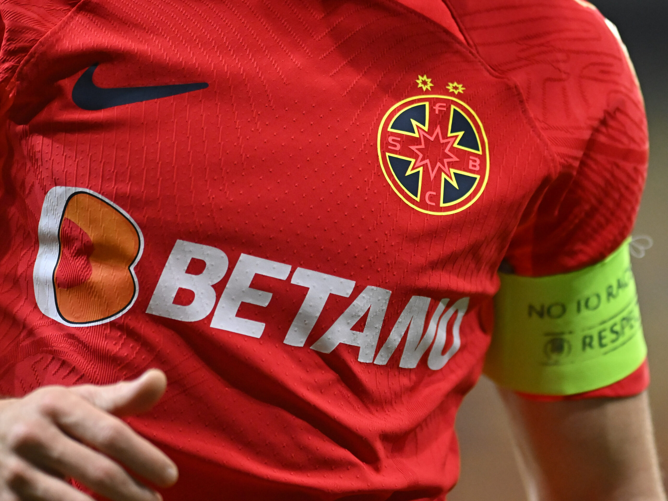 Se schimbă sigla FCSB. Meme Stoica a luat decizia şi va apărea pe ...