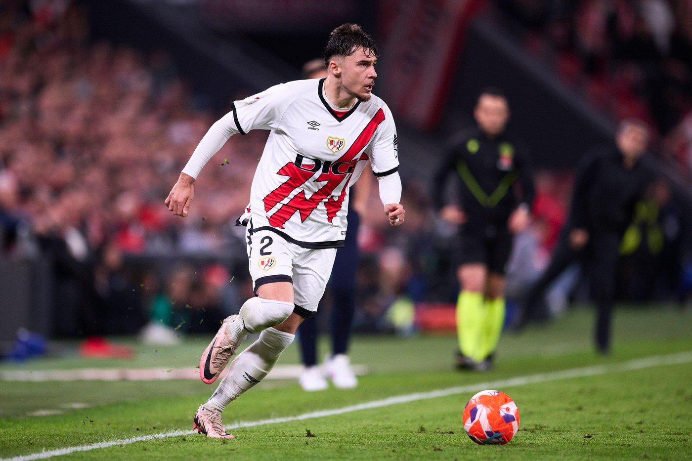 „Barcelona a rezolvat primul transfer: Andrei Rațiu, pentru 15.000.000 ...