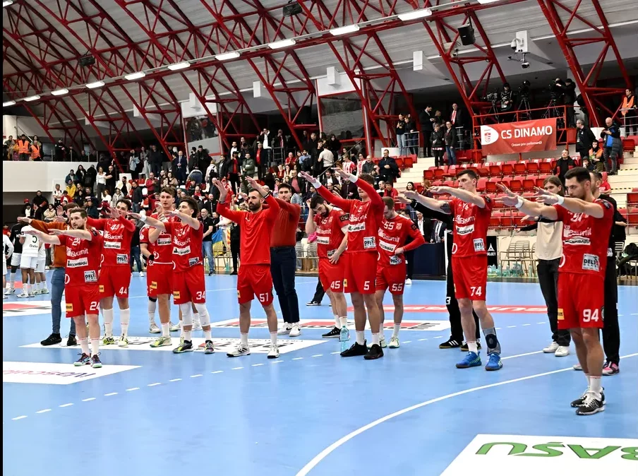 Câți bani a încasat Dinamo pentru transferul de două săptămâni al lui ...