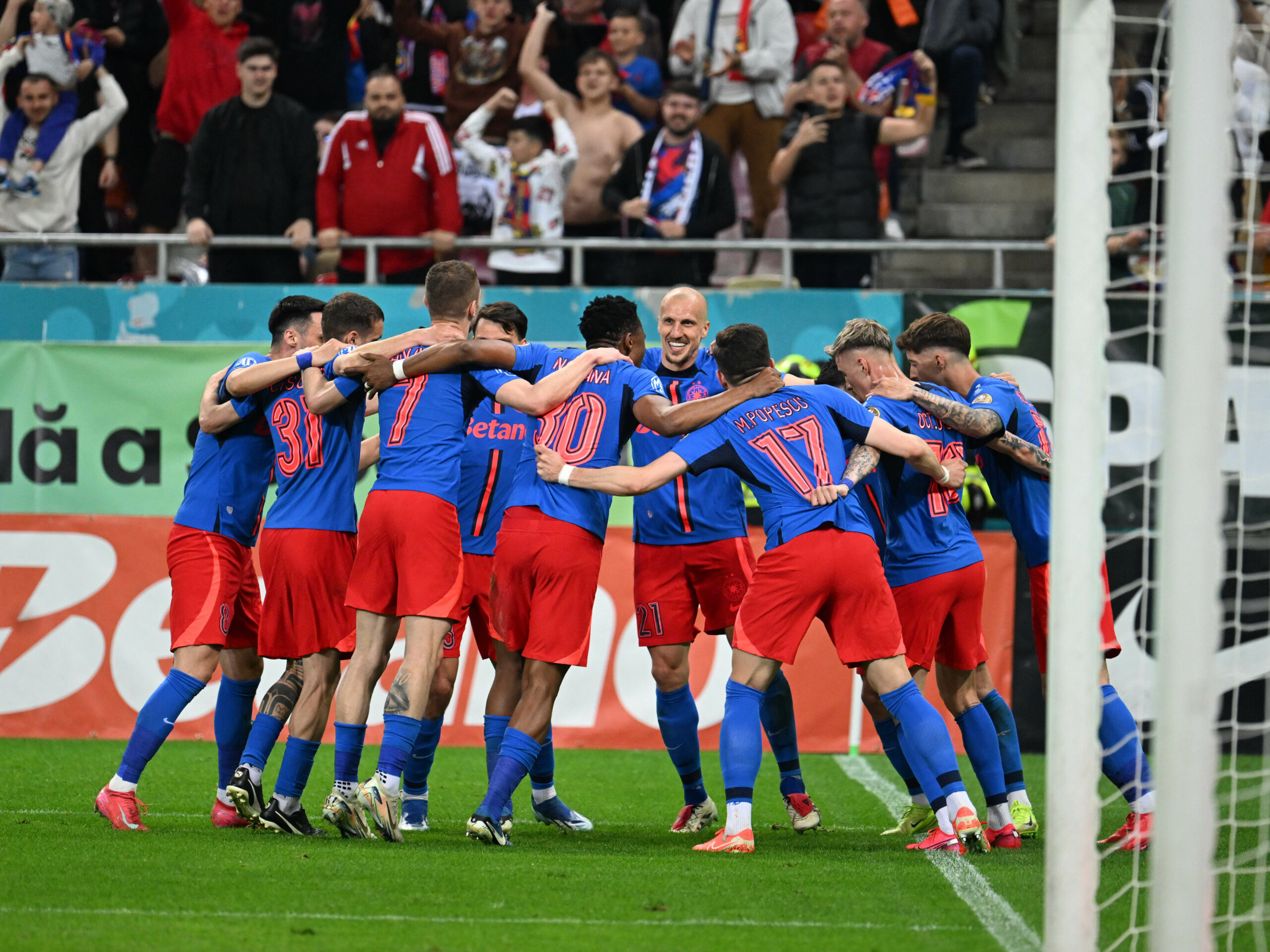 Ce au scris ungurii după ce FCSB a câștigat titlul în Superliga