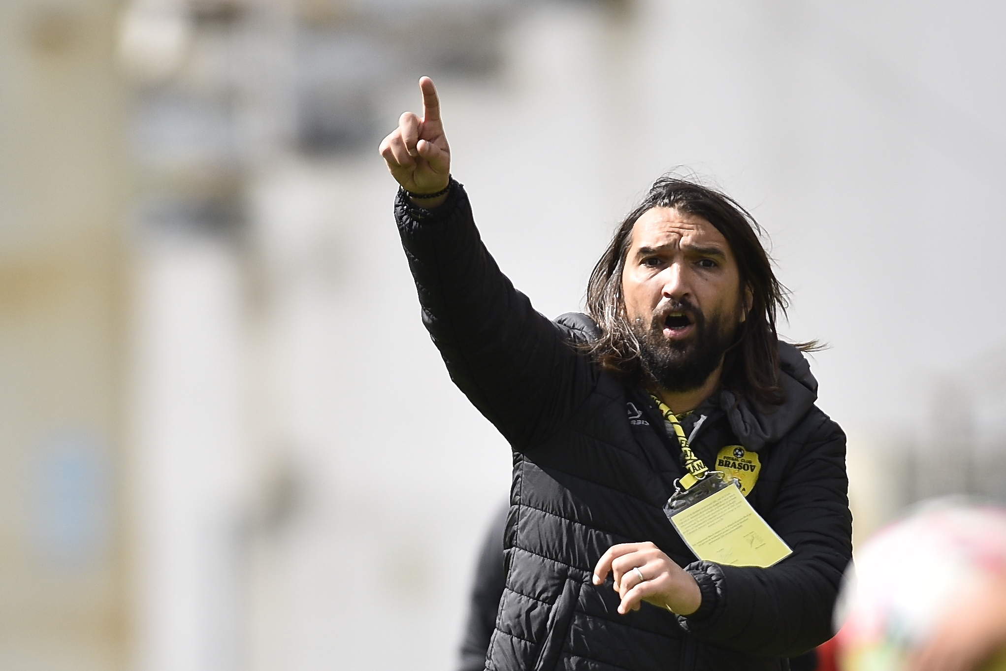 Dan Alexa divorțează şi e devastat: au apărut imagini cu soția lui când ...