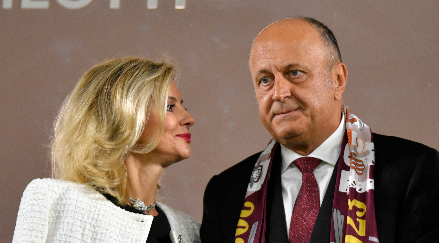 Diana Şucu, gest pentru Dan Şucu. Ce a postat soția patronului de la ...