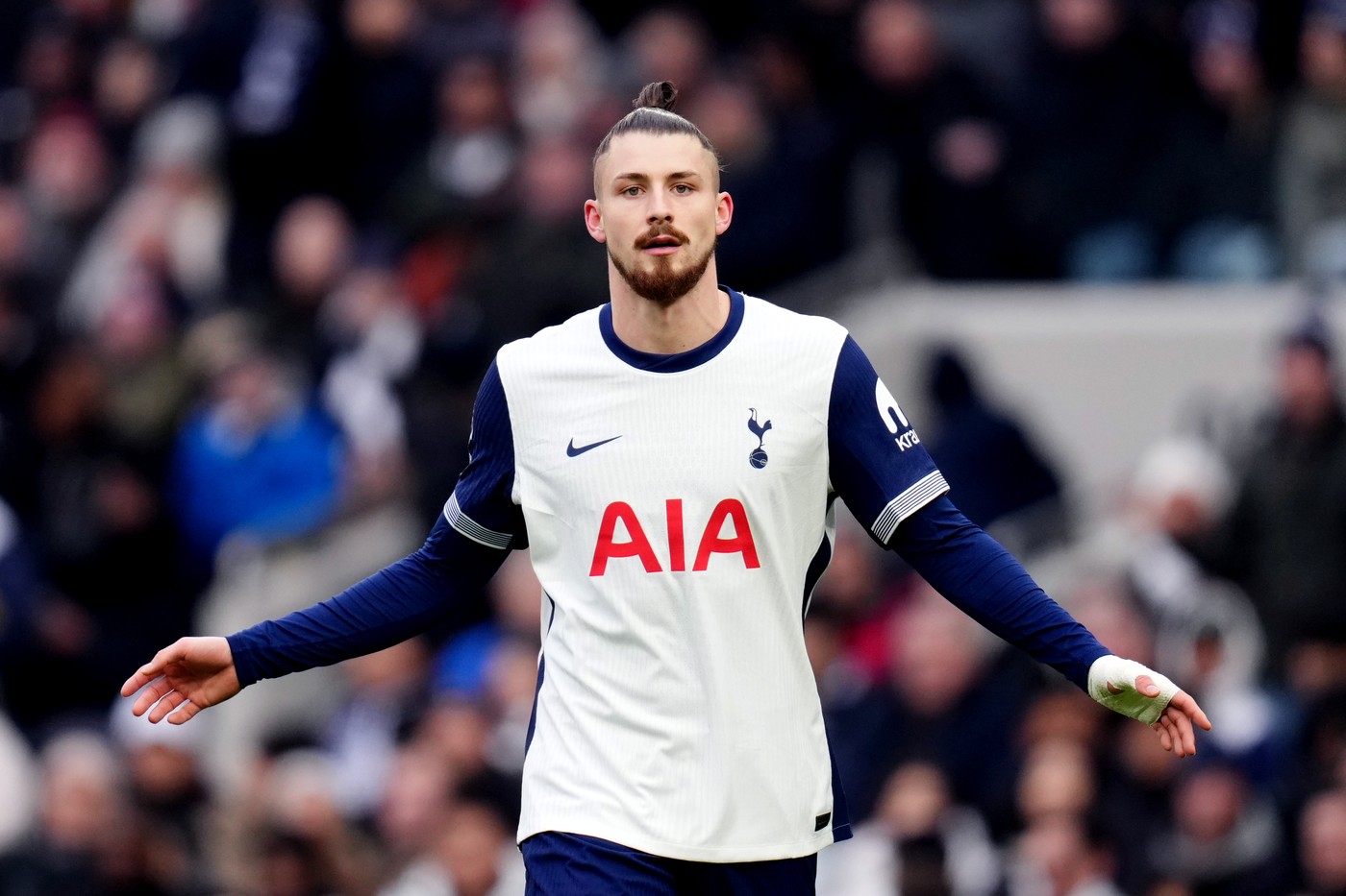 Radu Drăgușin, trădat de italianul care l-a adus la Tottenham ...