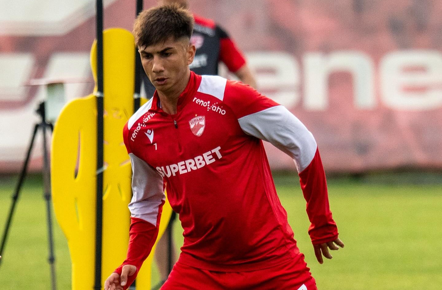 De ce a semnat Alexandru Musi cu Dinamo. Fotbalistul a dezvăluit ce ...