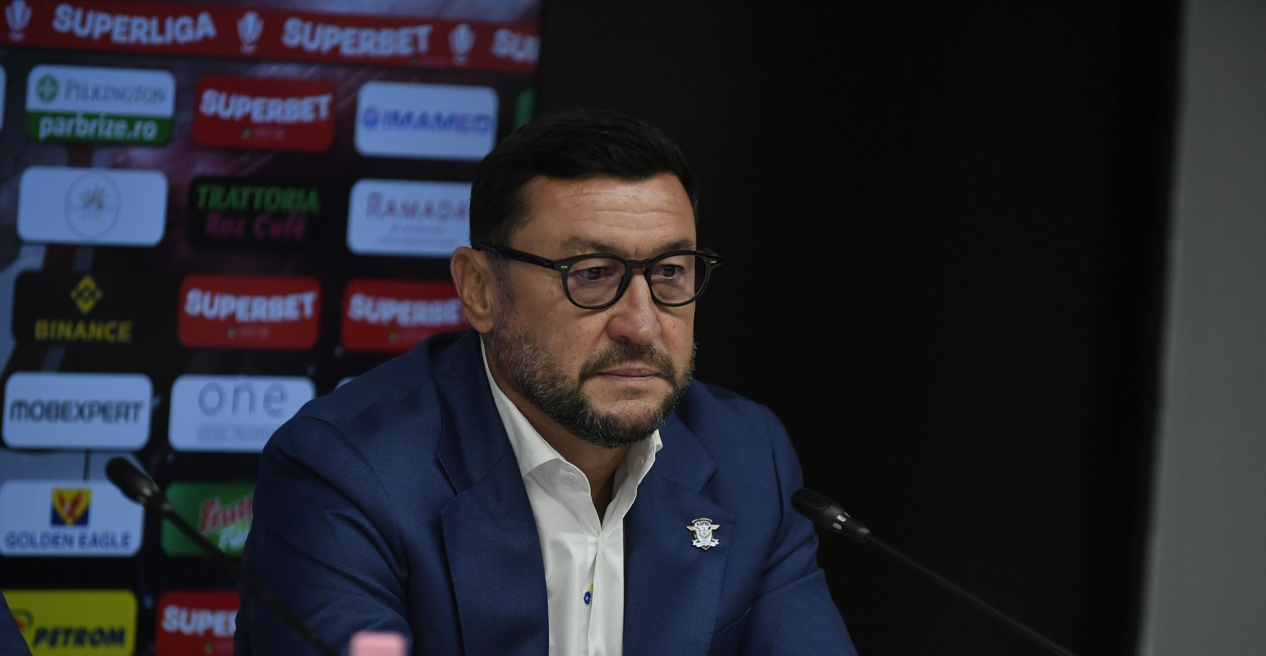 Gata! Viorel Moldovan, dat afară de Rapid