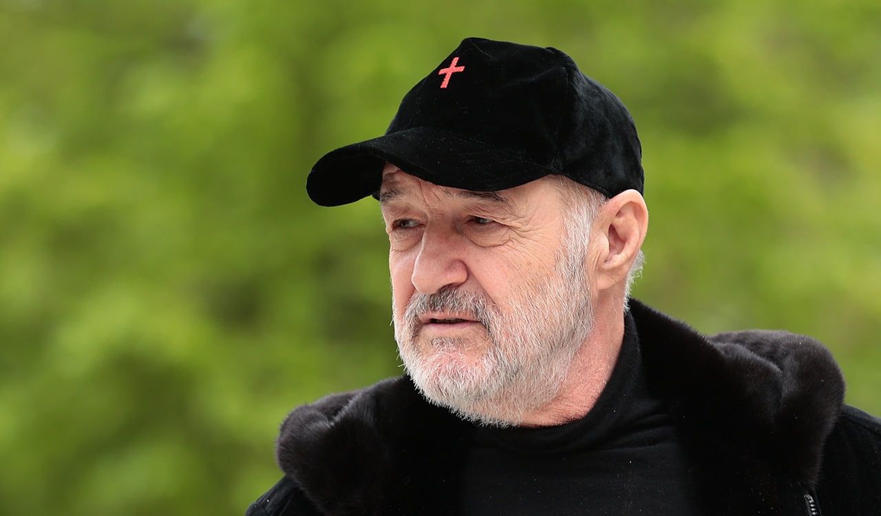 O firmă din Anglia a cerut intrarea FCSB în insolvență. Instanța n-a ...