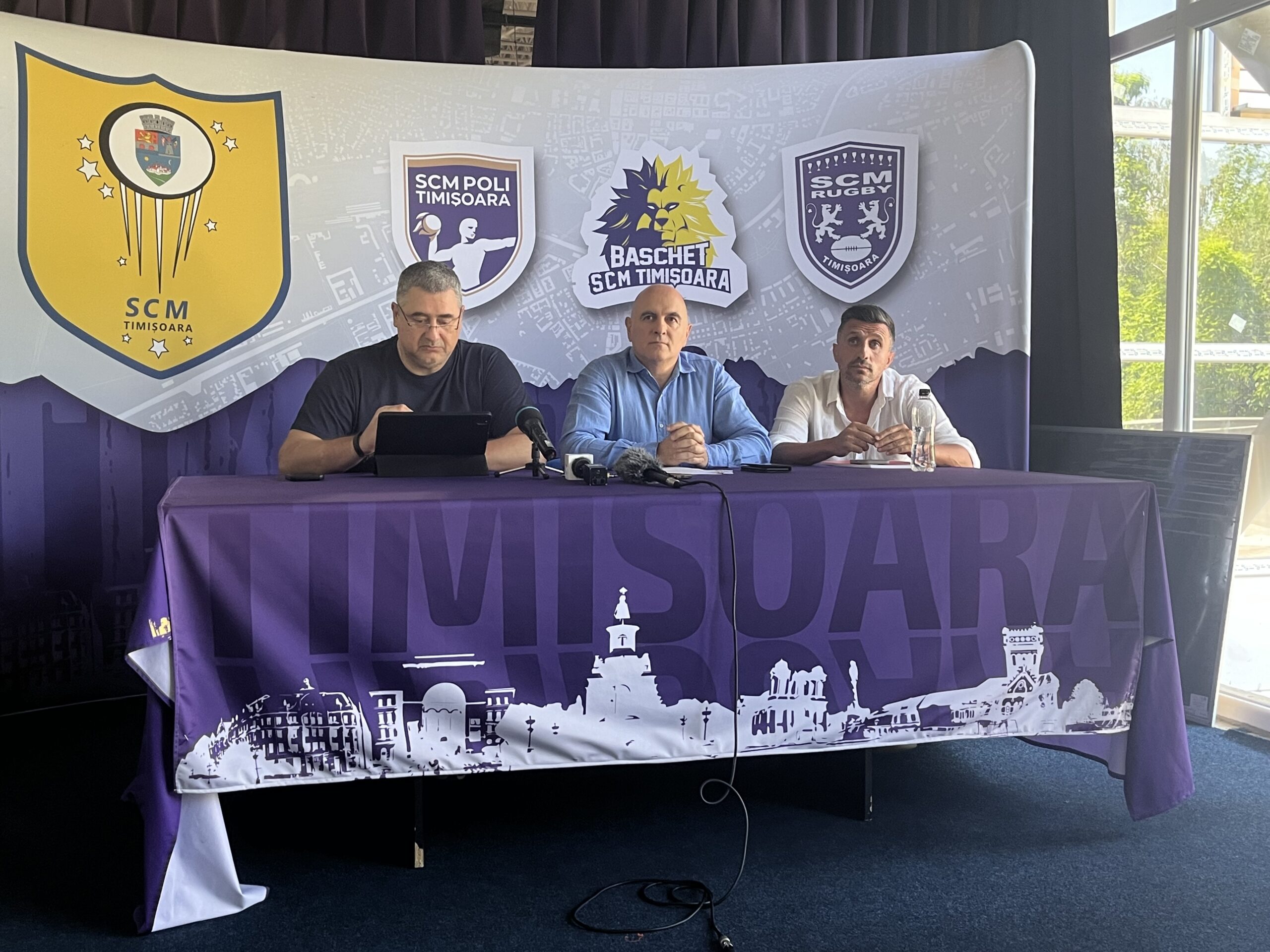 George Buricea a fost prezentat oficial la SCM Poli Timișoara. Va fi în ...