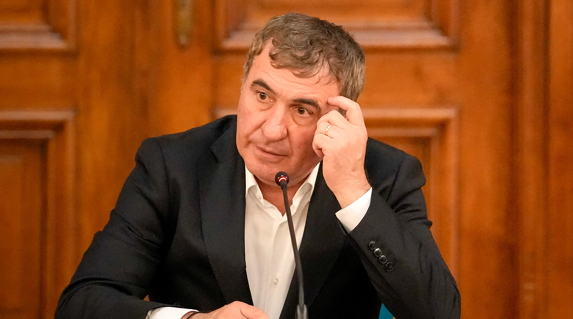 „Nu ştiu cine a scos-o”. Gică Hagi a răbufnit când a auzit cu ce echipă ...